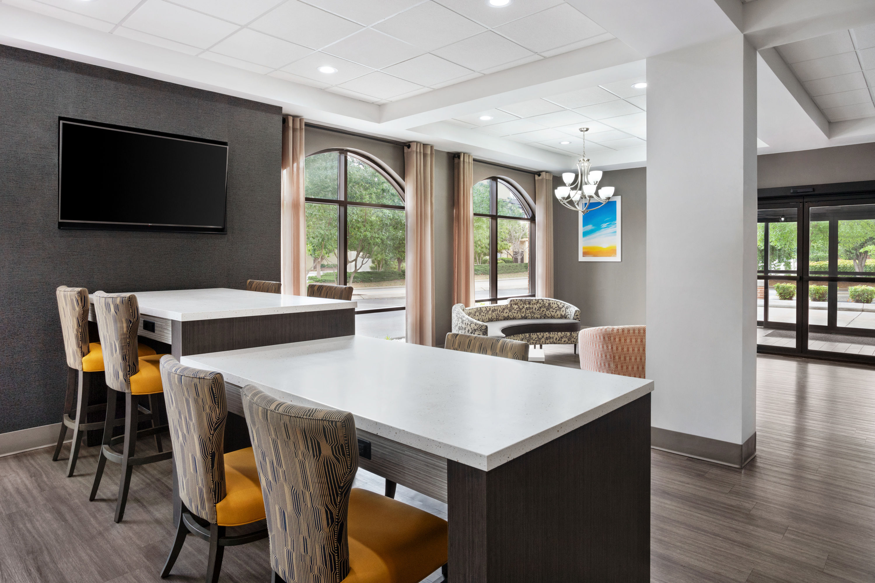 Days Inn & Suites by Wyndham Murfreesboro | Murfreesboro, TN Hotels