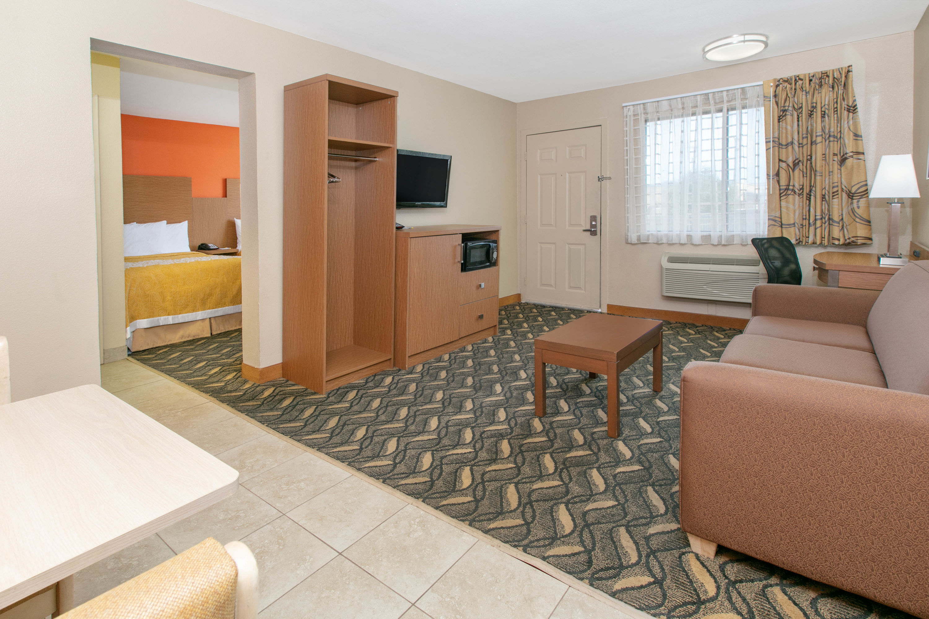 Days Inn & Suites by Wyndham Arlington Near Six Flags | Arlington, TX ...