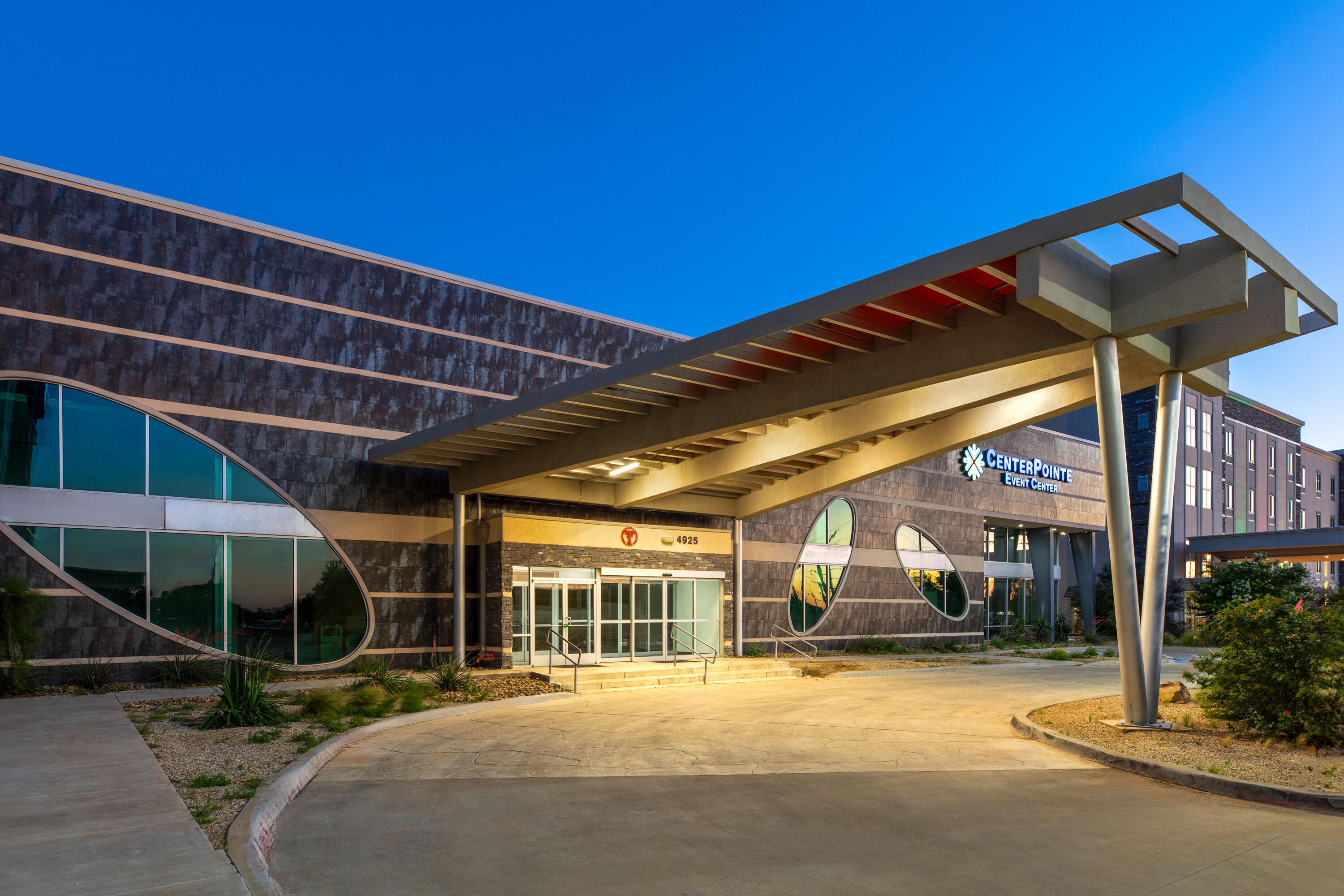 Days Inn & Suites by Wyndham Lubbock Medical Center | Lubbock, TX Hotels