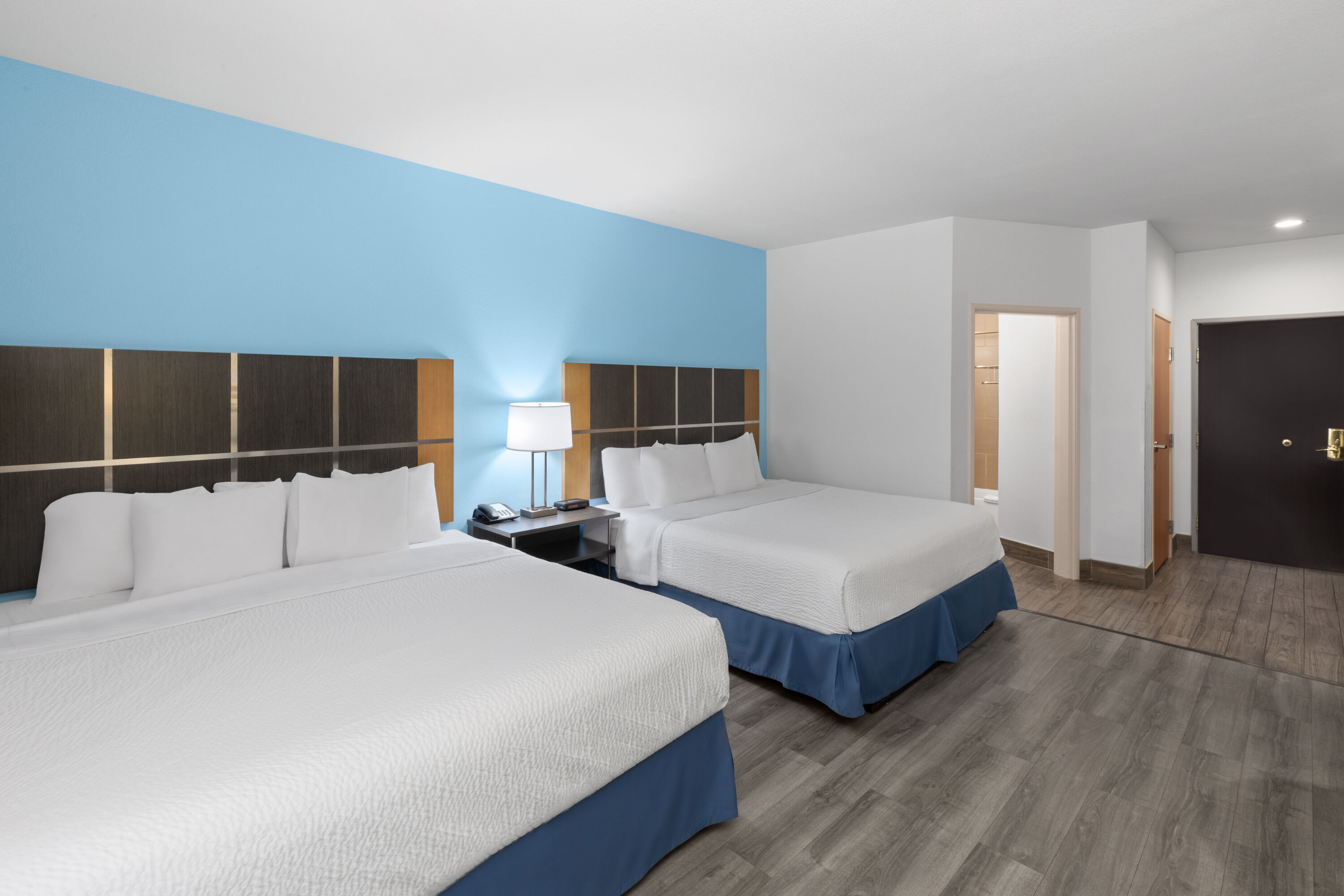 Days Inn & Suites by Wyndham Lubbock Medical Center | Lubbock, TX Hotels