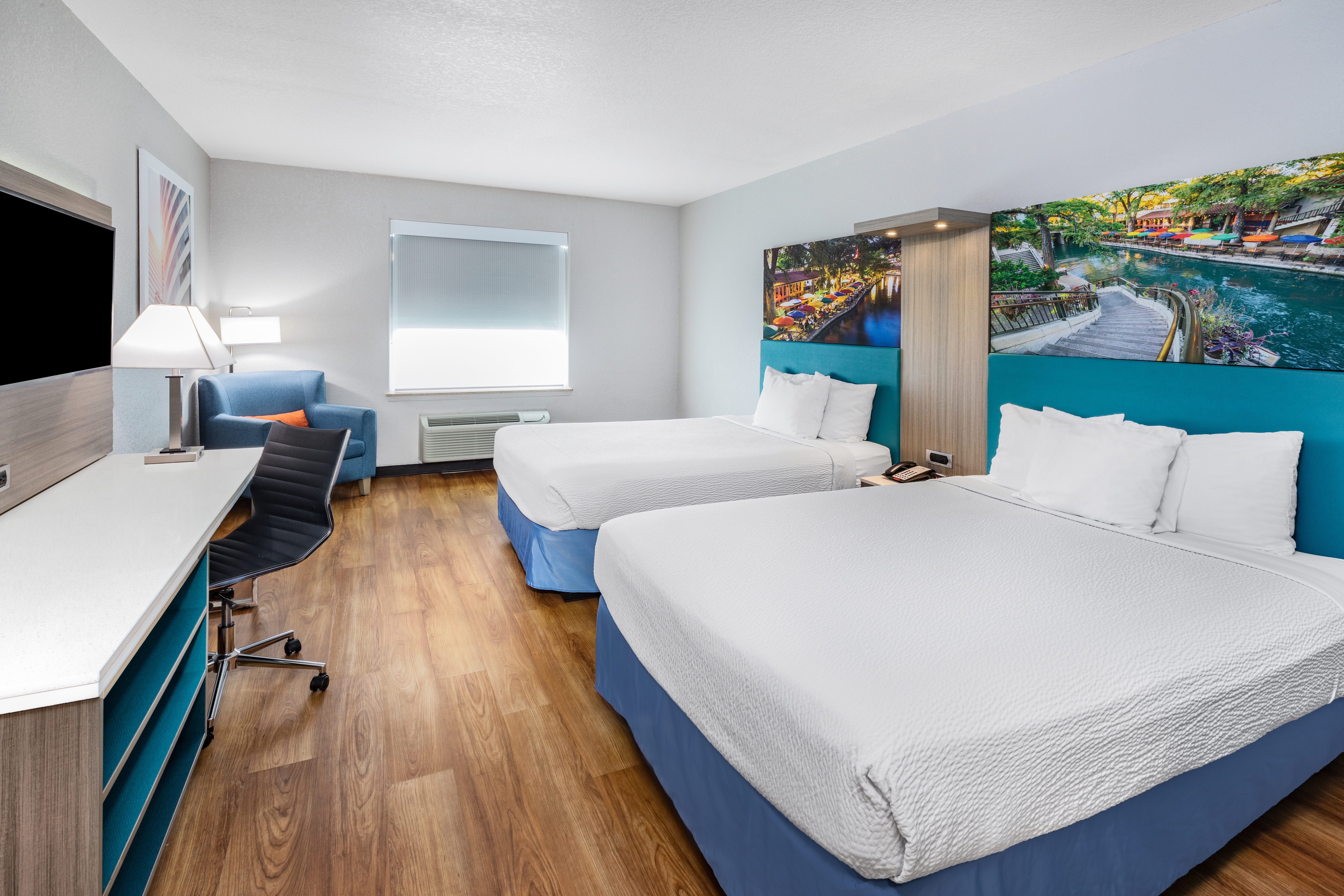 Days Inn & Suites by Wyndham San Antonio near Frost Bank Ctr | San ...