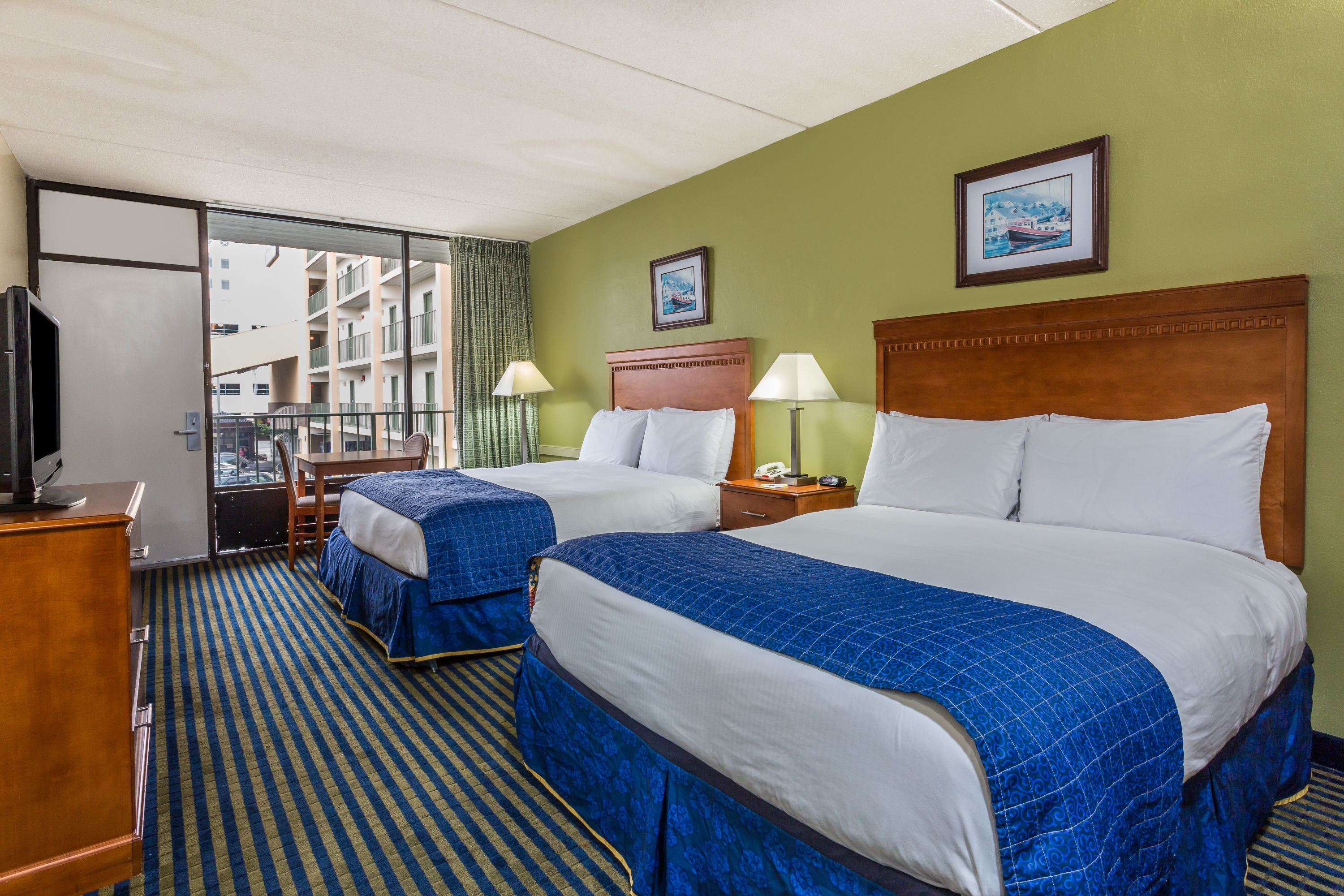 Days Inn by Wyndham Virginia Beach At The Beach | Virginia Beach, VA Hotels