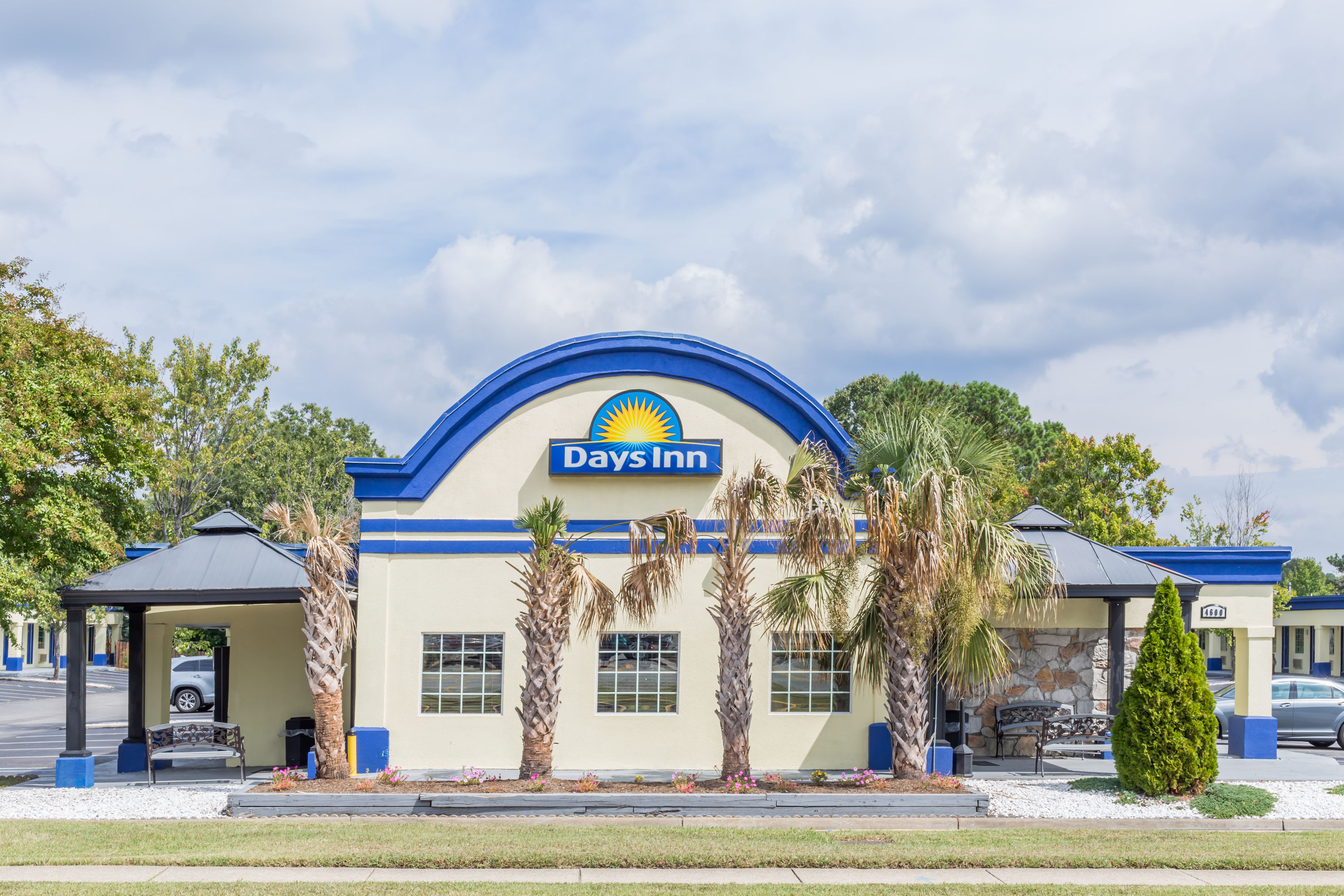 Days Inn by Wyndham Virginia Beach Town Center | Virginia Beach, VA Hotels