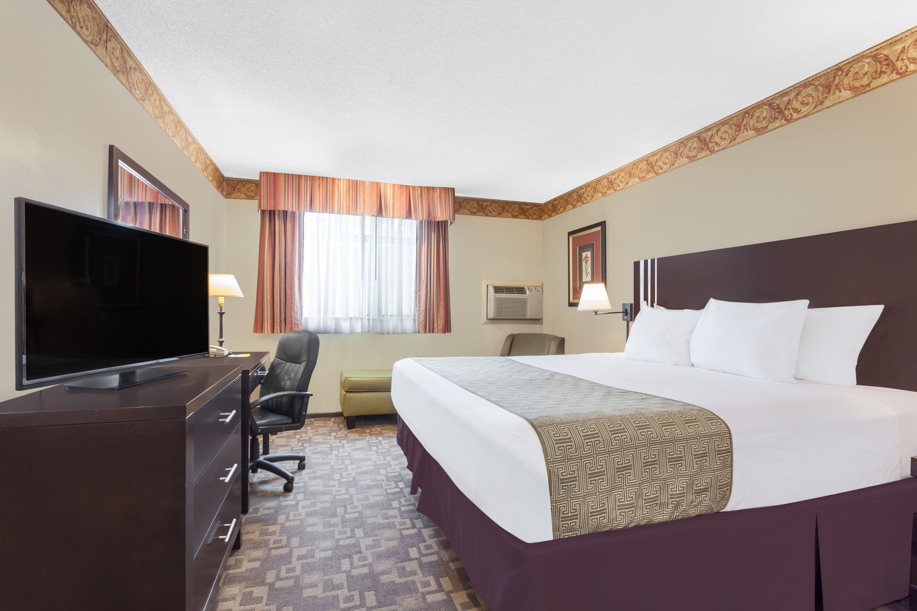 Days Inn by Wyndham Bellingham | Bellingham, WA Hotels