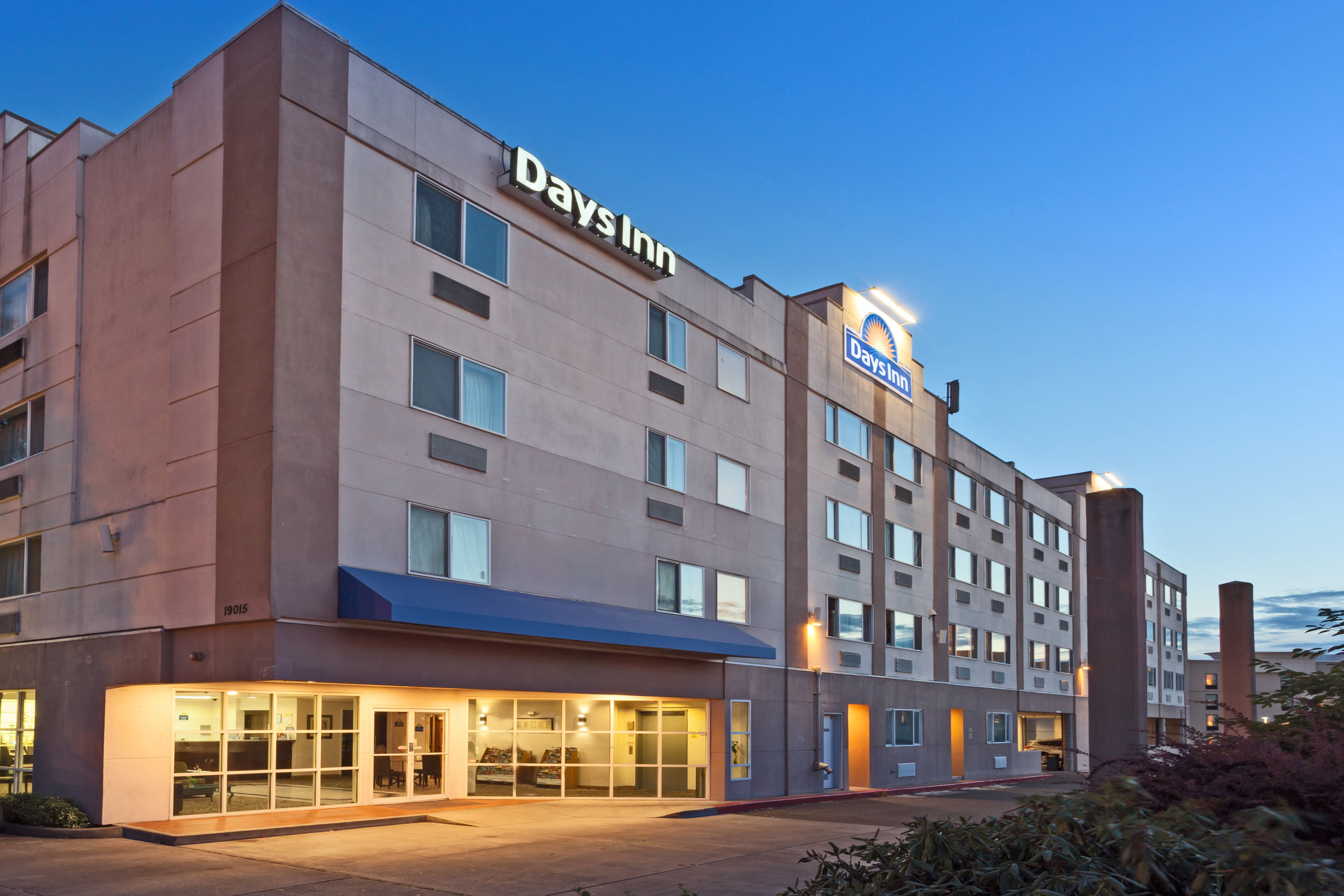 Days Inn by Wyndham Seatac Airport | Seattle, WA Hotels