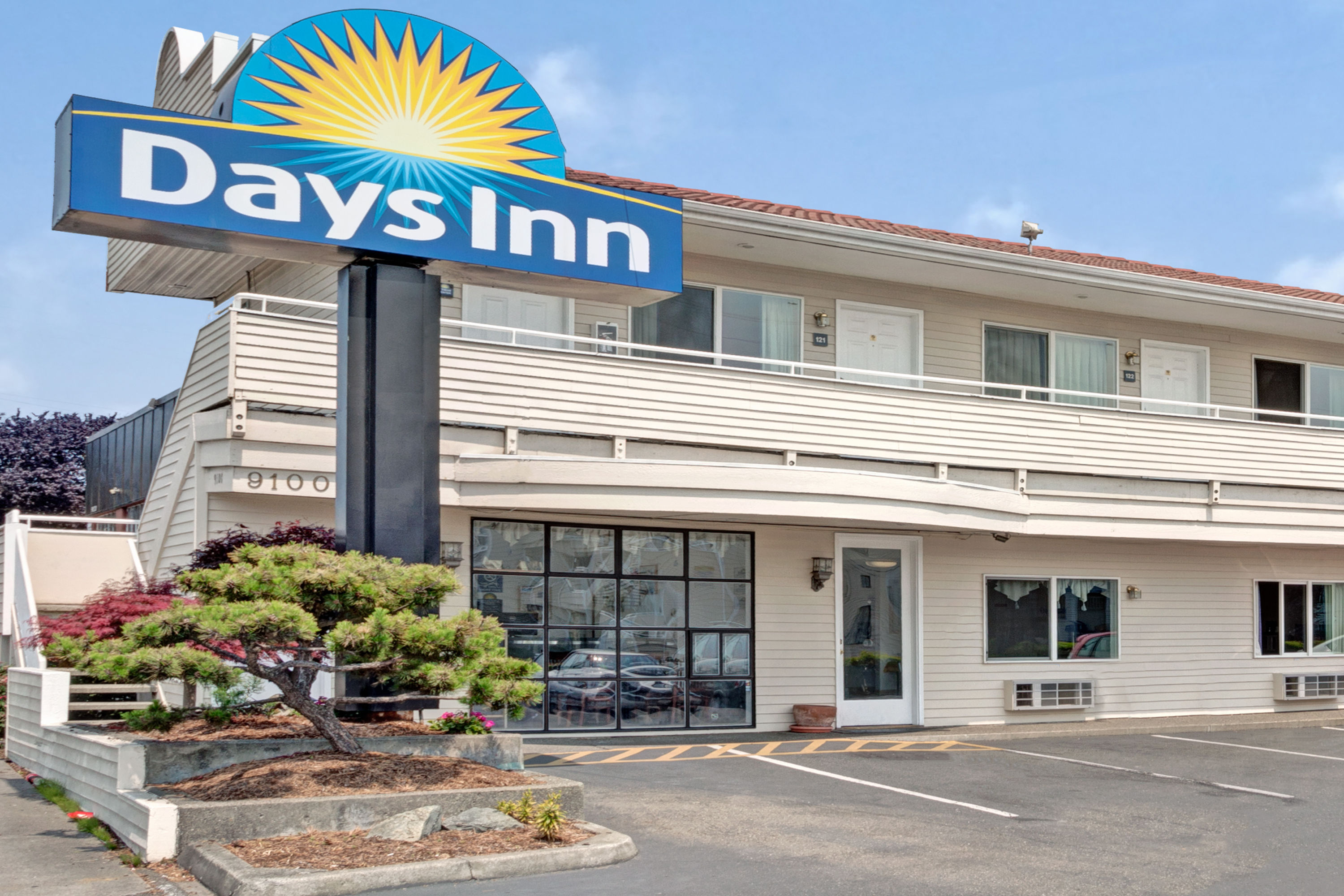 Days Inn by Wyndham Seattle North of Downtown | Seattle, WA Hotels