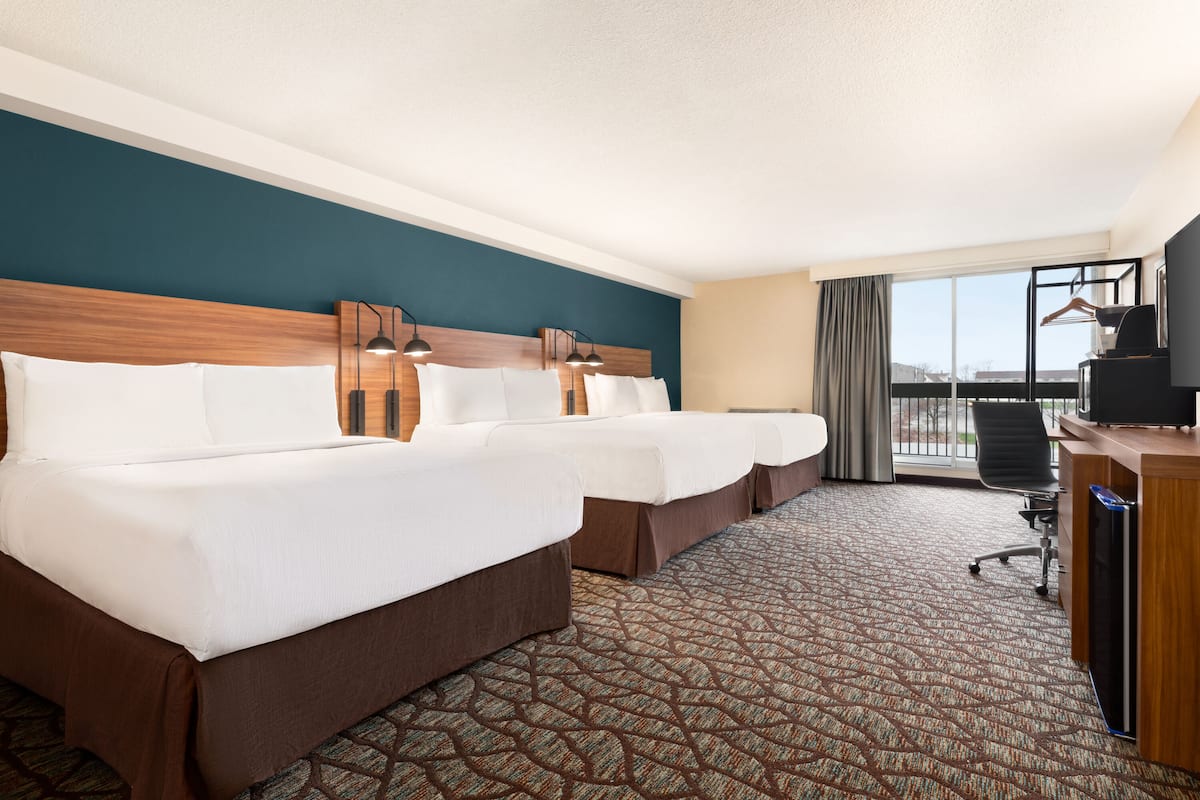 Wyndham Garden Niagara Falls Fallsview | Niagara Falls, ON Hotels Wyndham Garden Niagara Falls Fallsview | Niagara Falls, ON Hotels