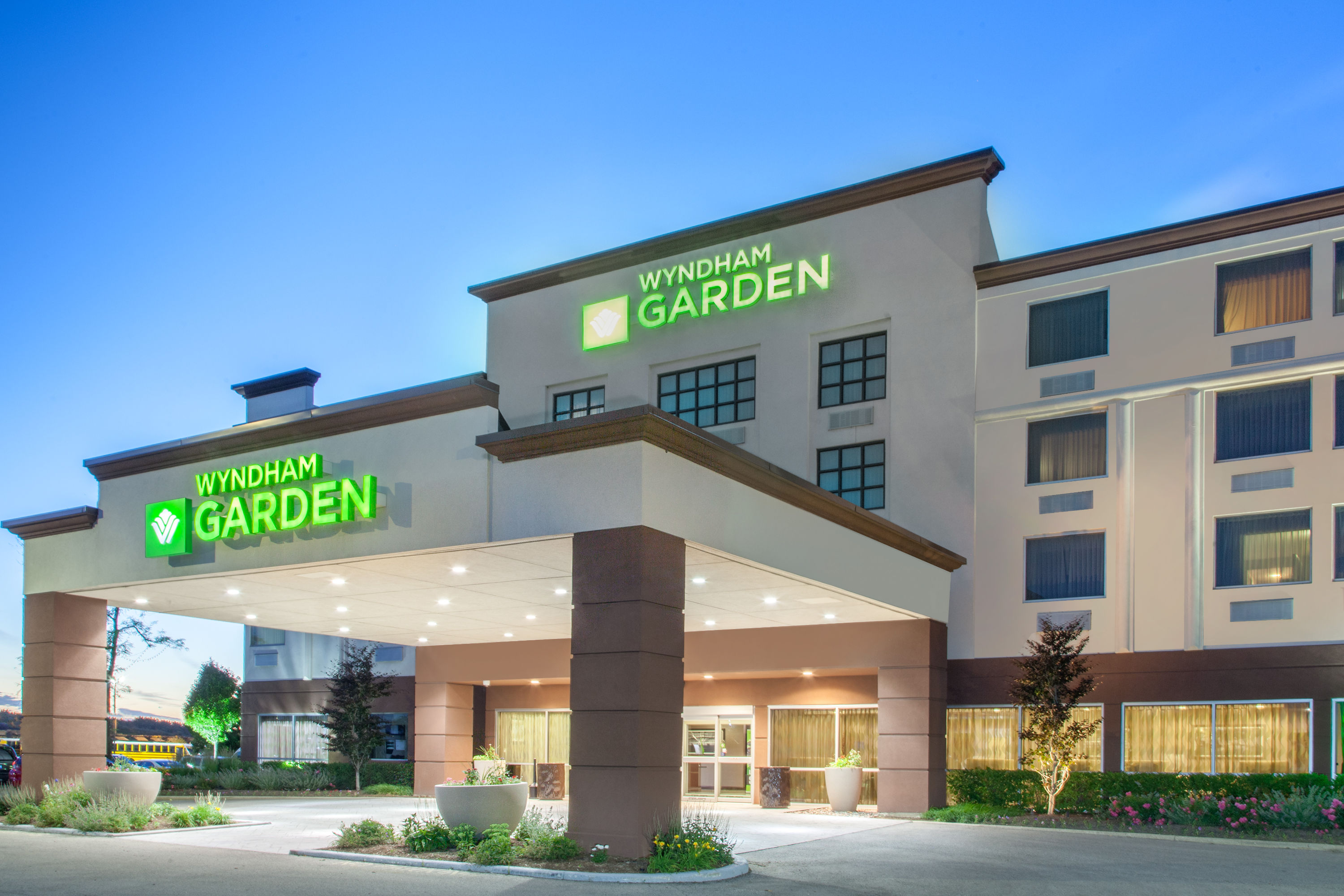 Wyndham Garden Elk Grove Village/O'Hare | Elk Grove Village, IL Hotels