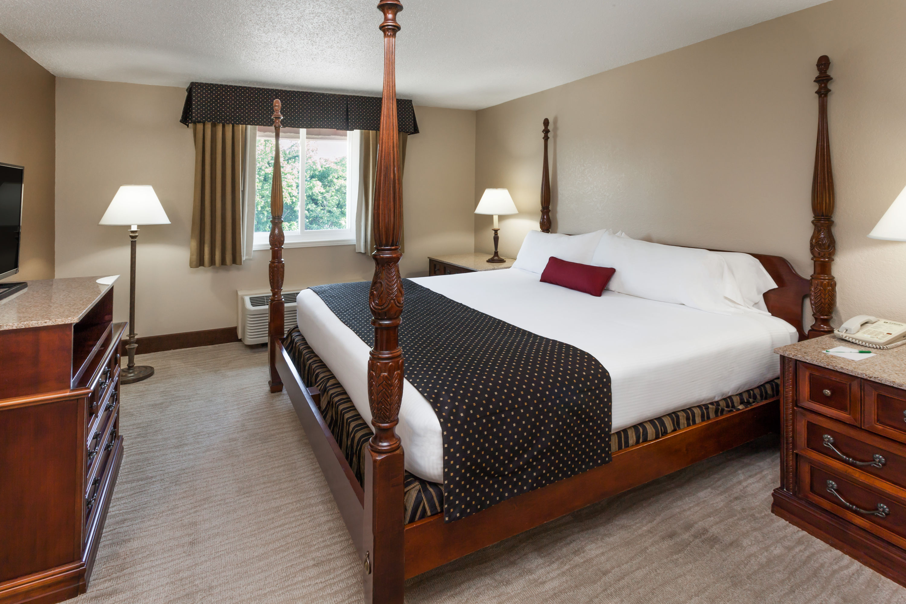 Wyndham Garden Warsaw | Warsaw, IN Hotels