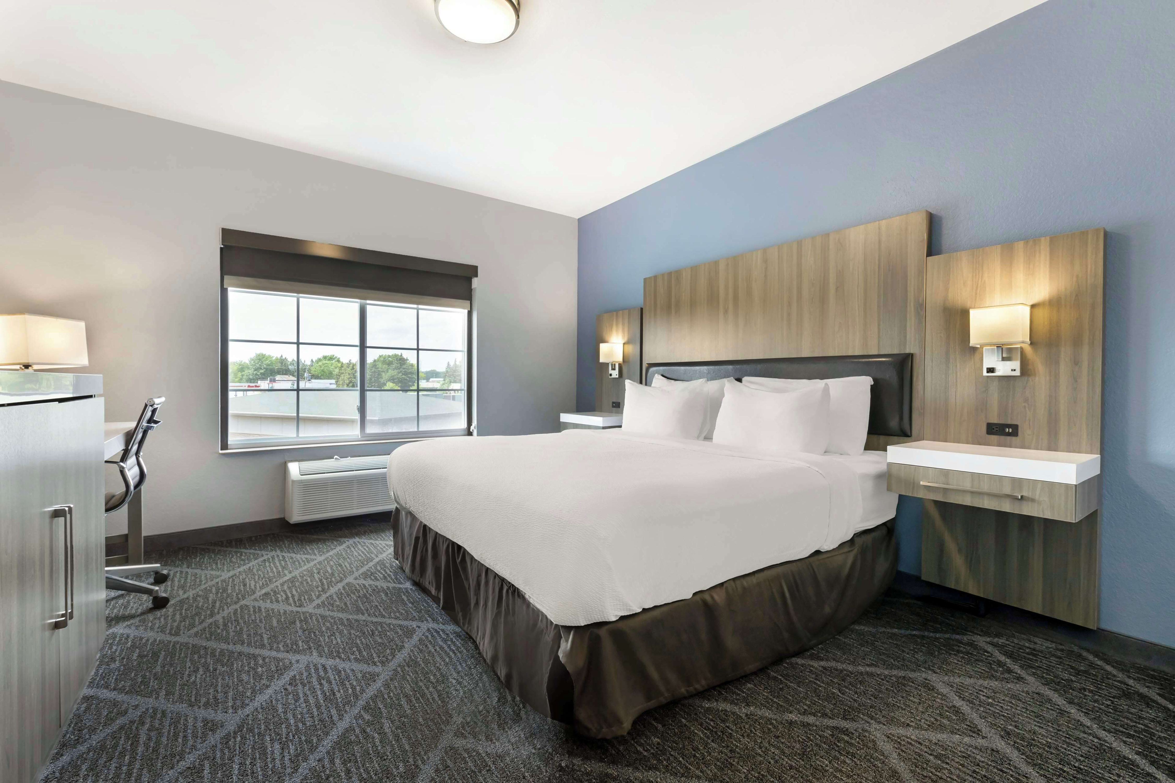 Wyndham Garden Appleton | Appleton, WI Hotels