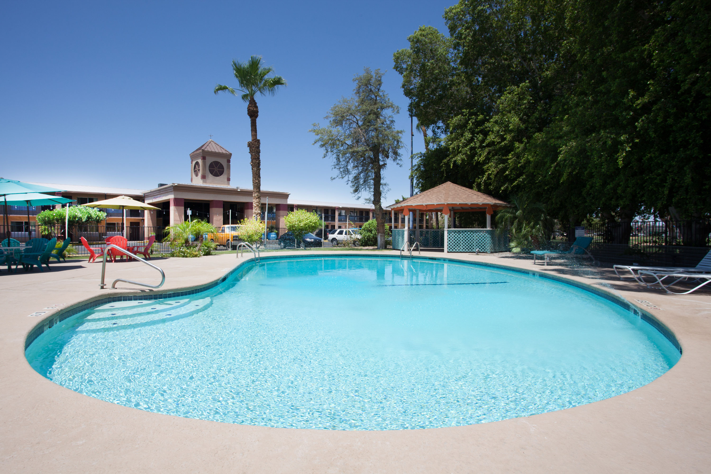 Howard Johnson by Wyndham Yuma | Yuma, AZ Hotels