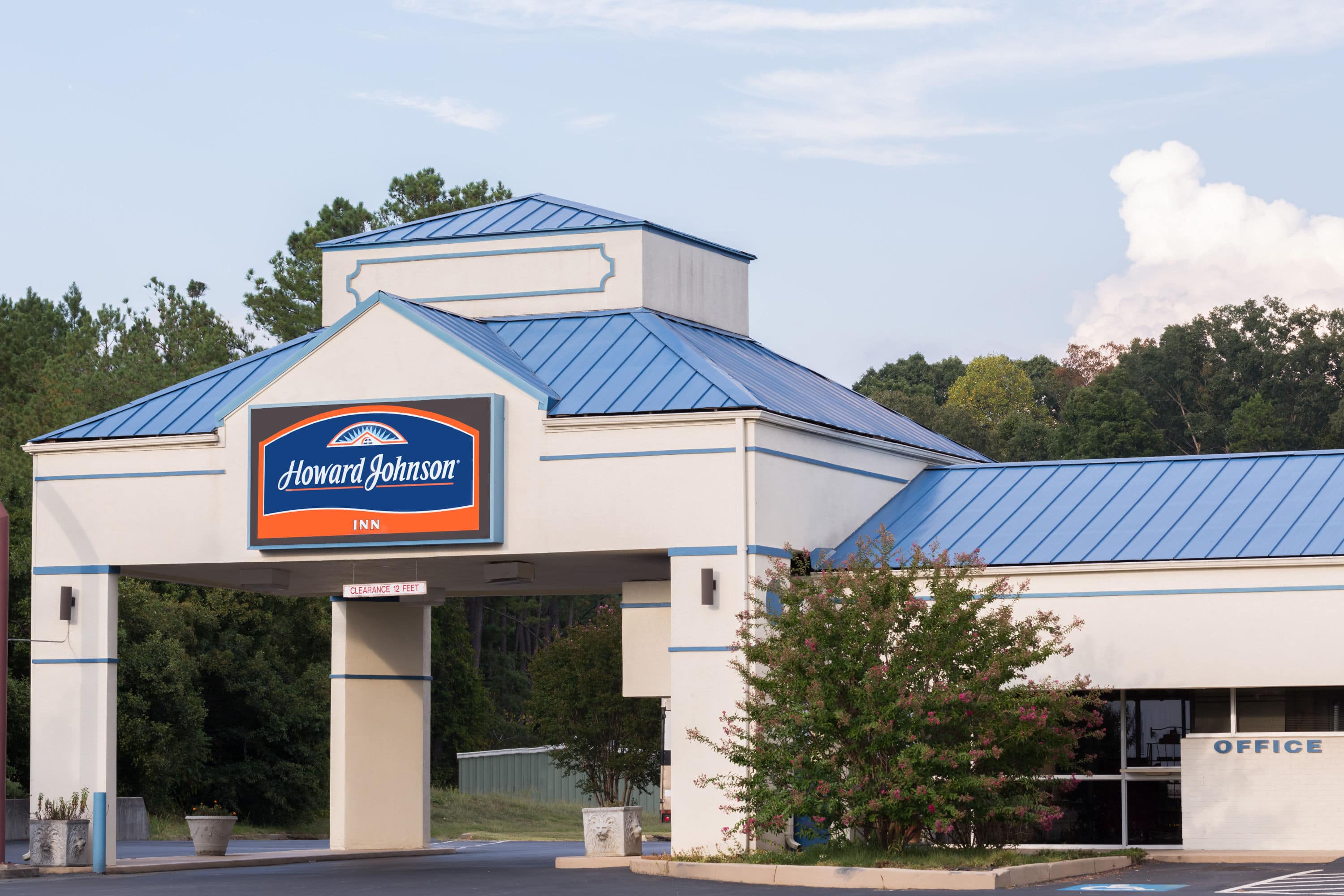 Howard Johnson by Wyndham Commerce GA | Commerce, GA Hotels
