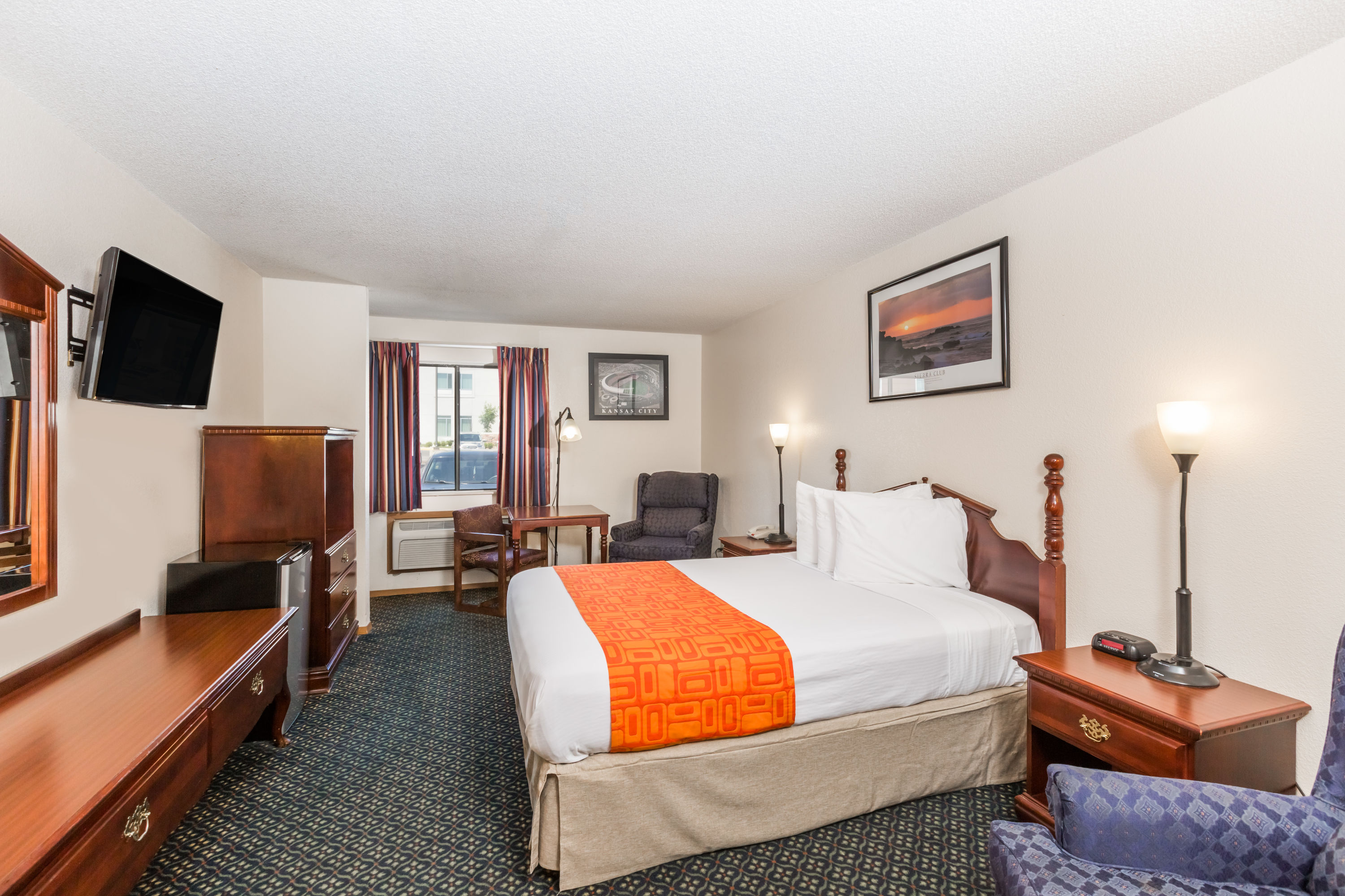 Howard Johnson by Wyndham Wichita Airport | Wichita, KS Hotels