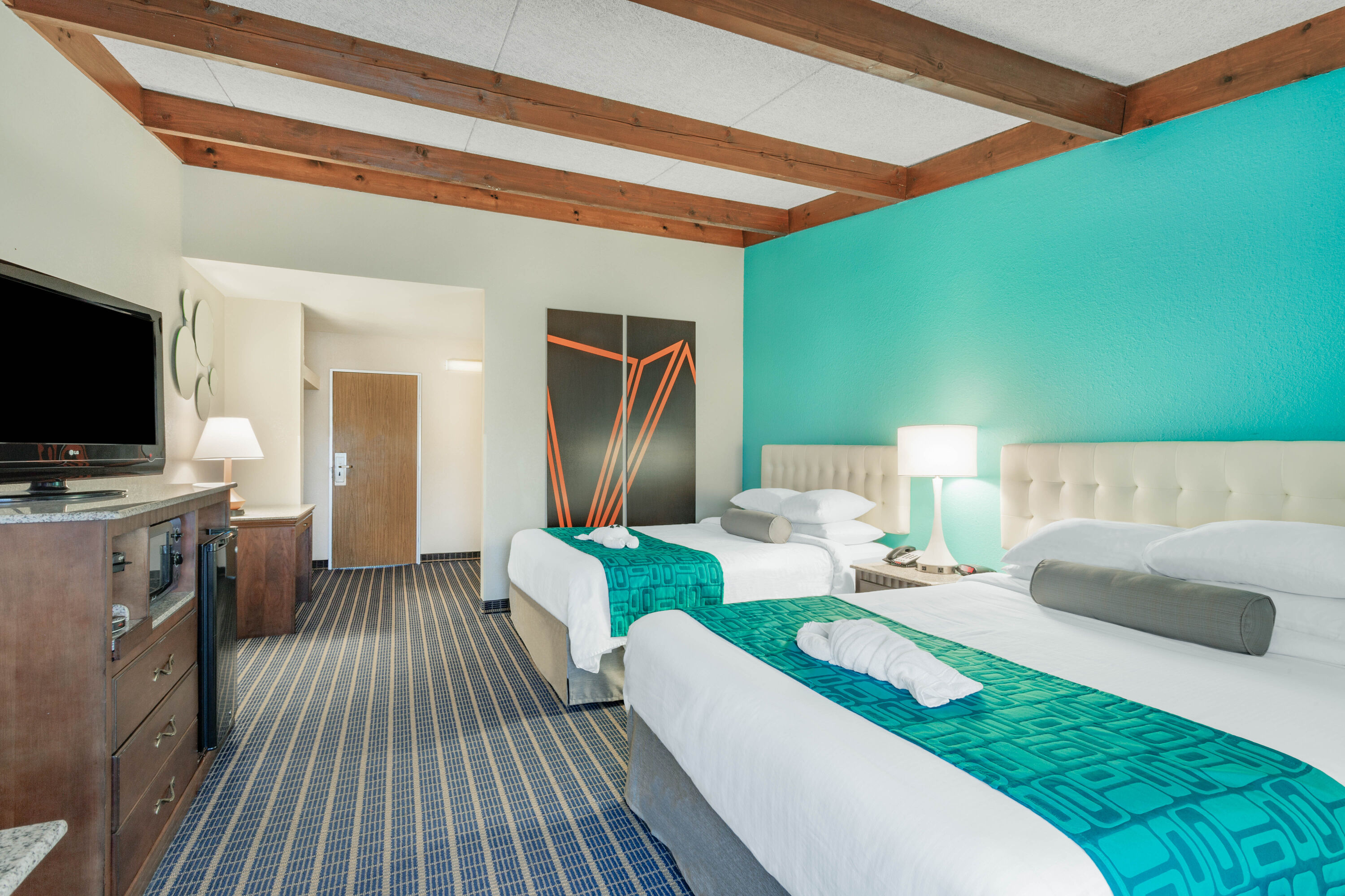 Howard Johnson by Wyndham Bangor | Bangor, ME Hotels