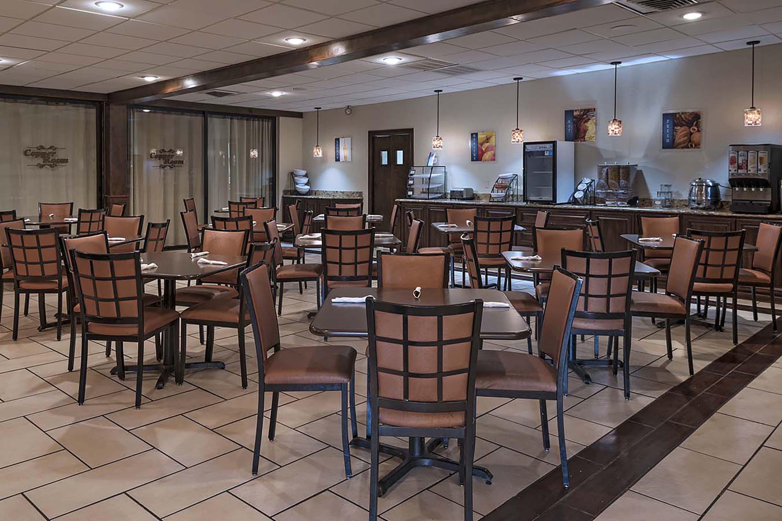 Stevens Inn a Howard Johnson by Wyndham | Carlsbad, NM Hotels