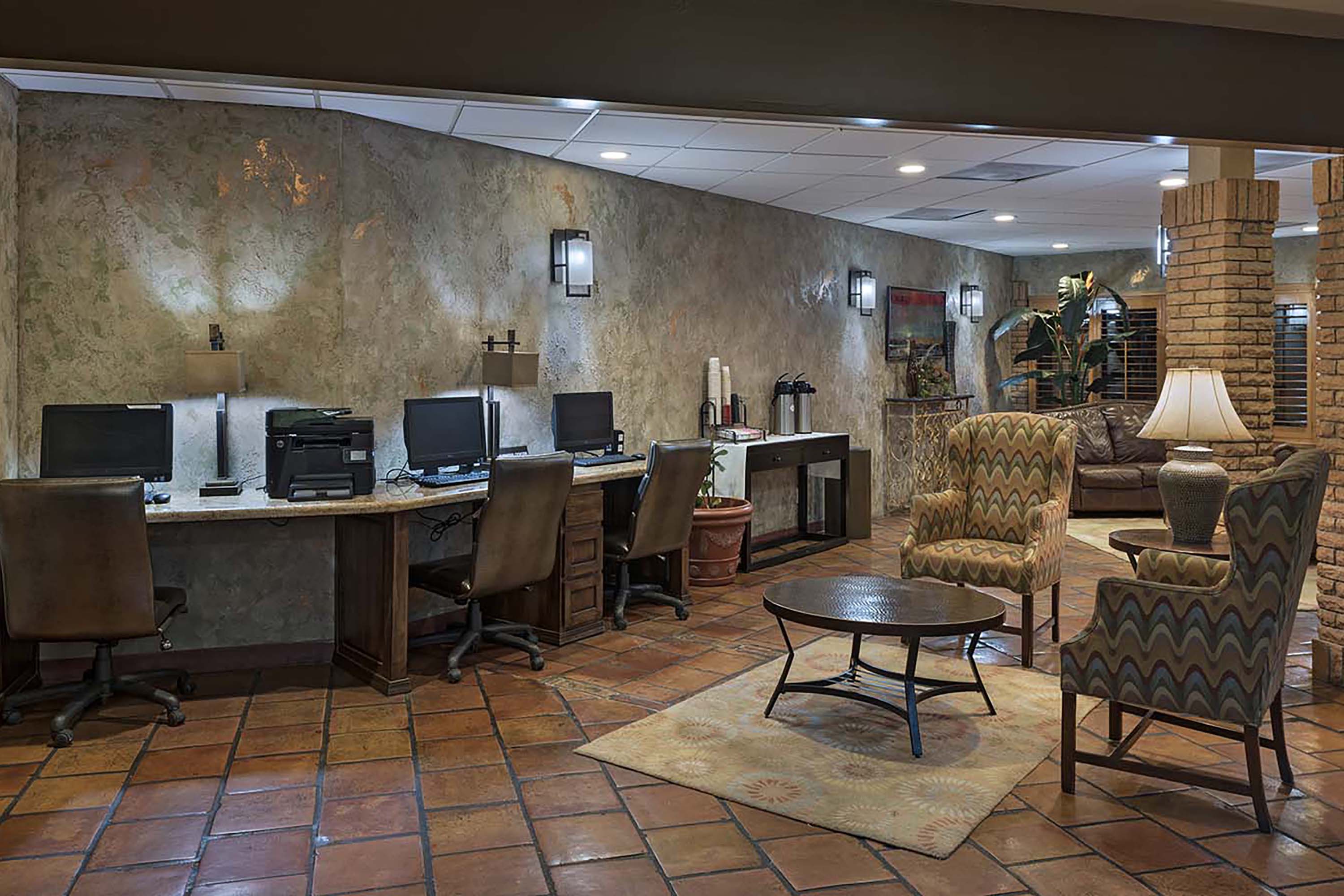 Stevens Inn a Howard Johnson by Wyndham | Carlsbad, NM Hotels