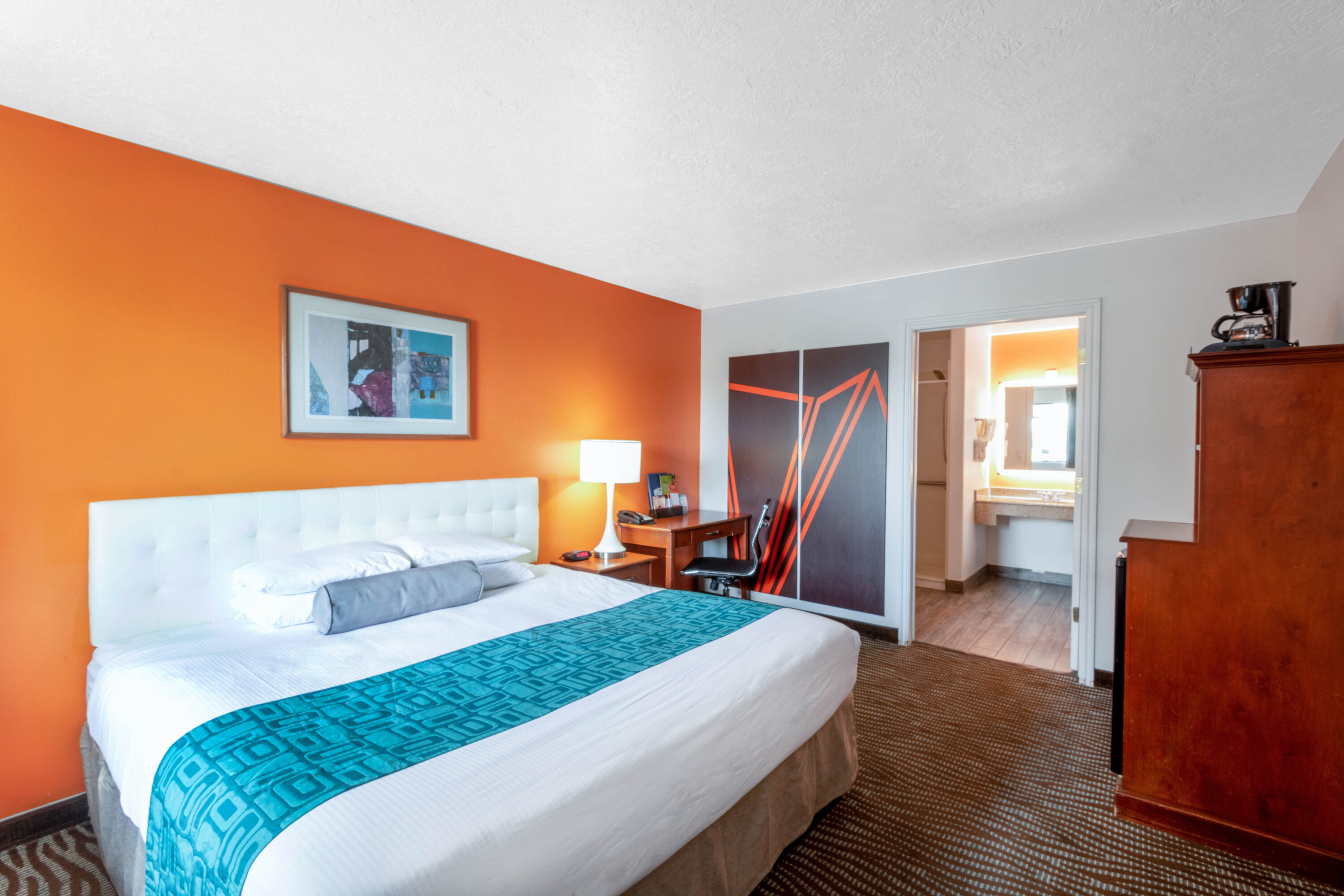 Howard Johnson by Wyndham St. George Hotel & Suites | Saint George, UT ...