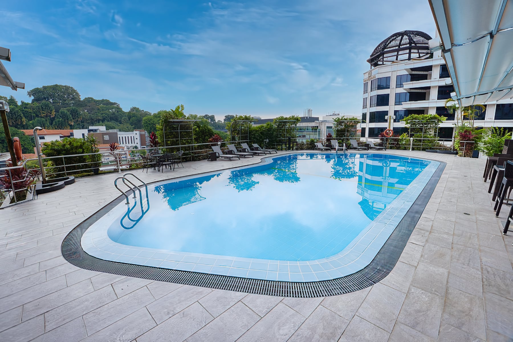 Peninsula Excelsior Singapore, A Wyndham Hotel Accommodations Peninsula Excelsior Singapore, A Wyndham Hotel Accommodations