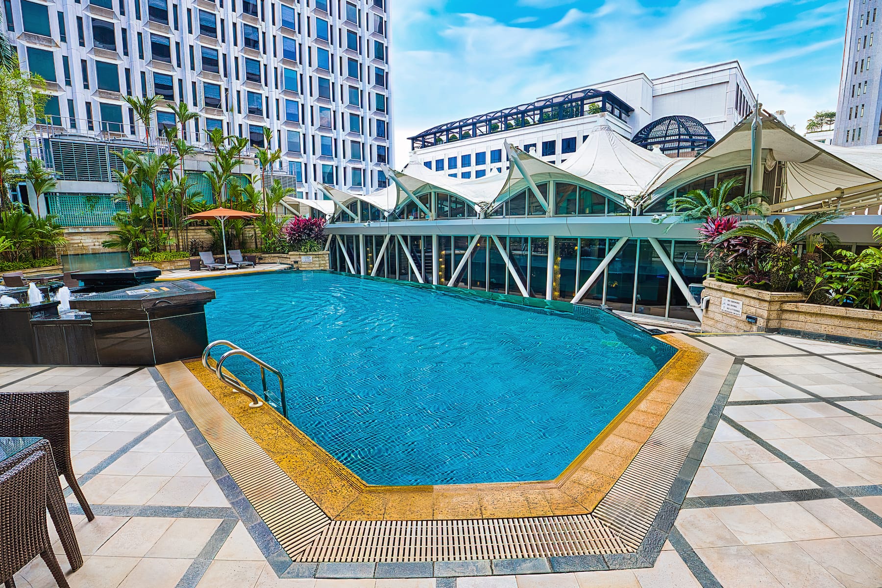Peninsula Excelsior Singapore, A Wyndham Hotel Accommodations Peninsula Excelsior Singapore, A Wyndham Hotel Accommodations