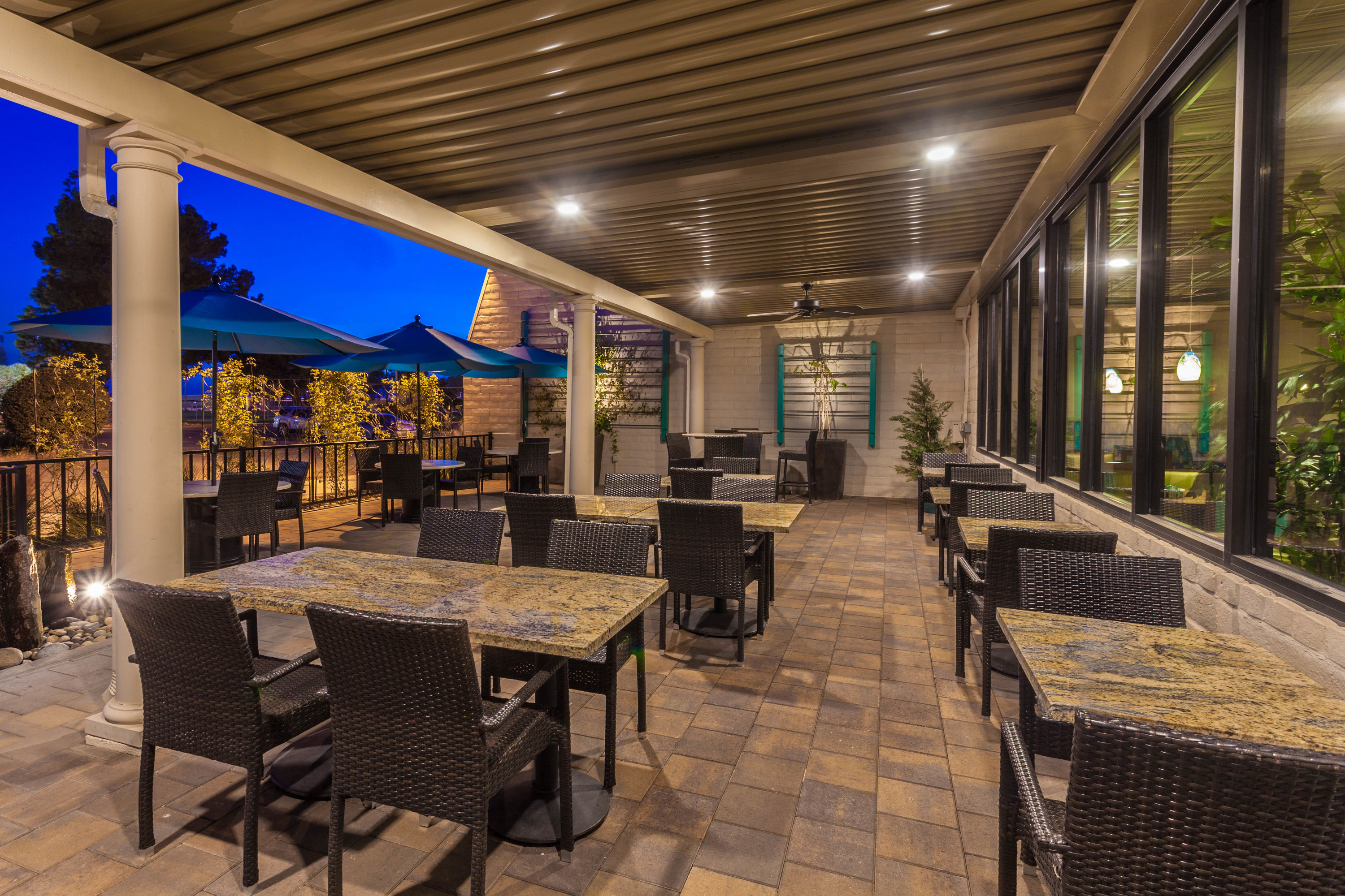 Wyndham Visalia | Visalia, CA Hotels