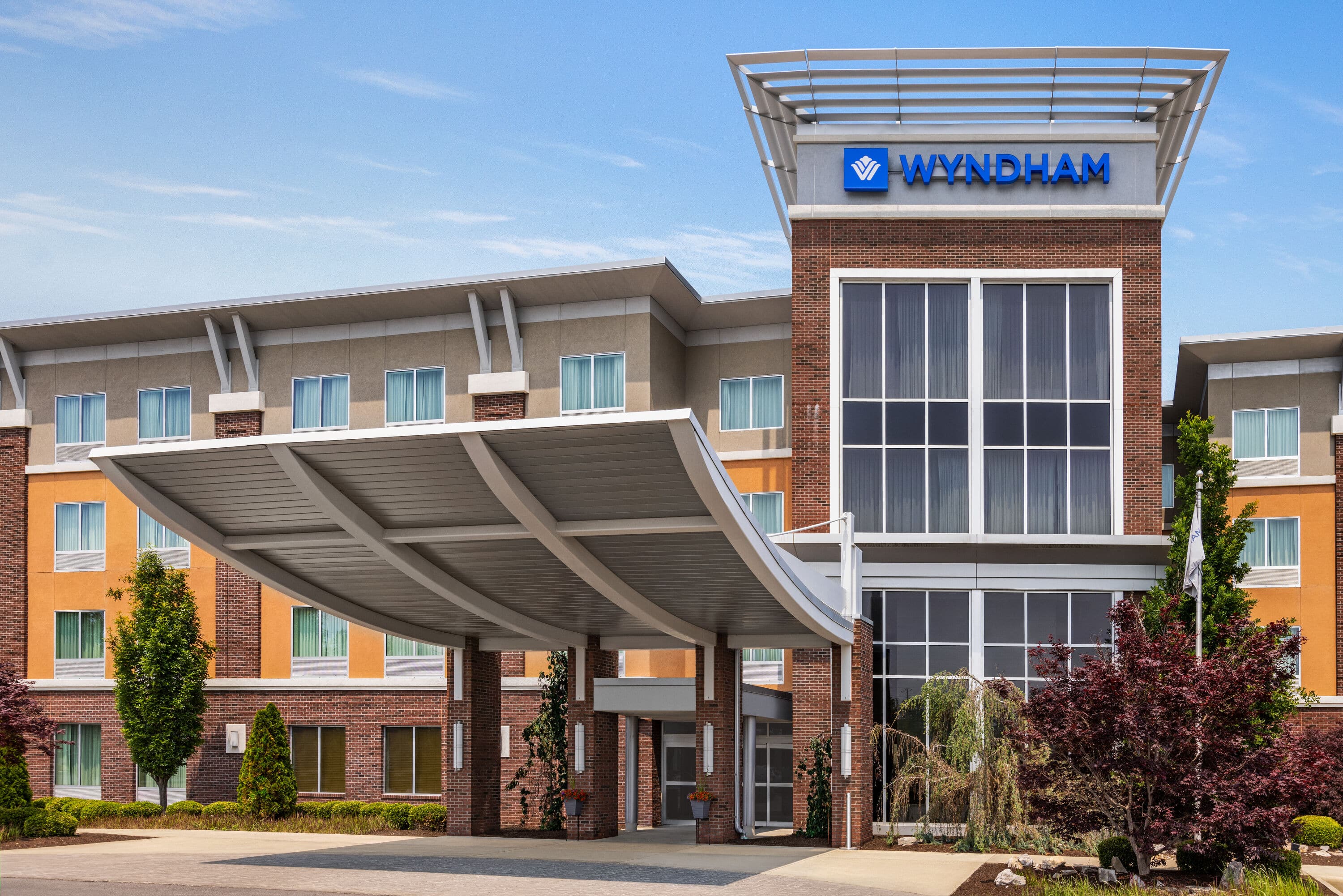 Wyndham Avon | Avon, OH Hotels