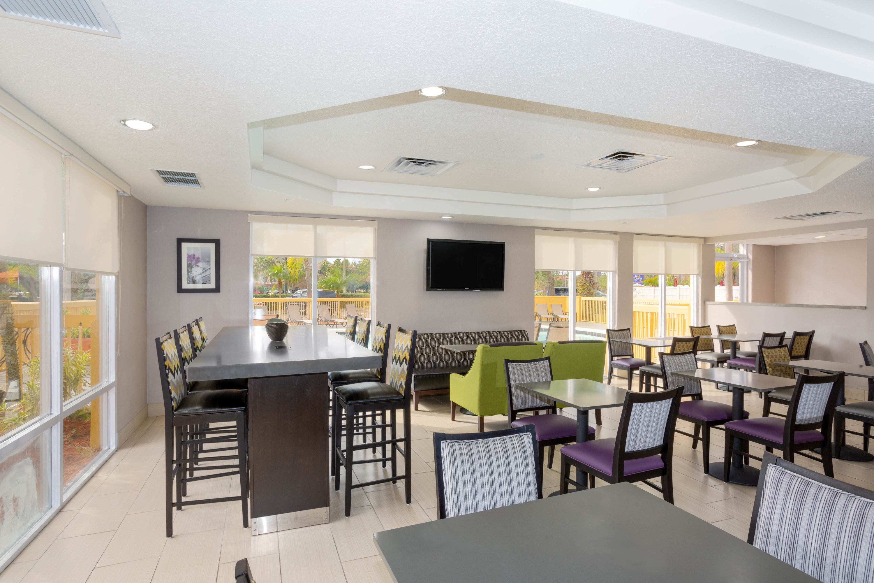 La Quinta Inn & Suites by Wyndham Mobile - Daphne | Daphne, AL Hotels