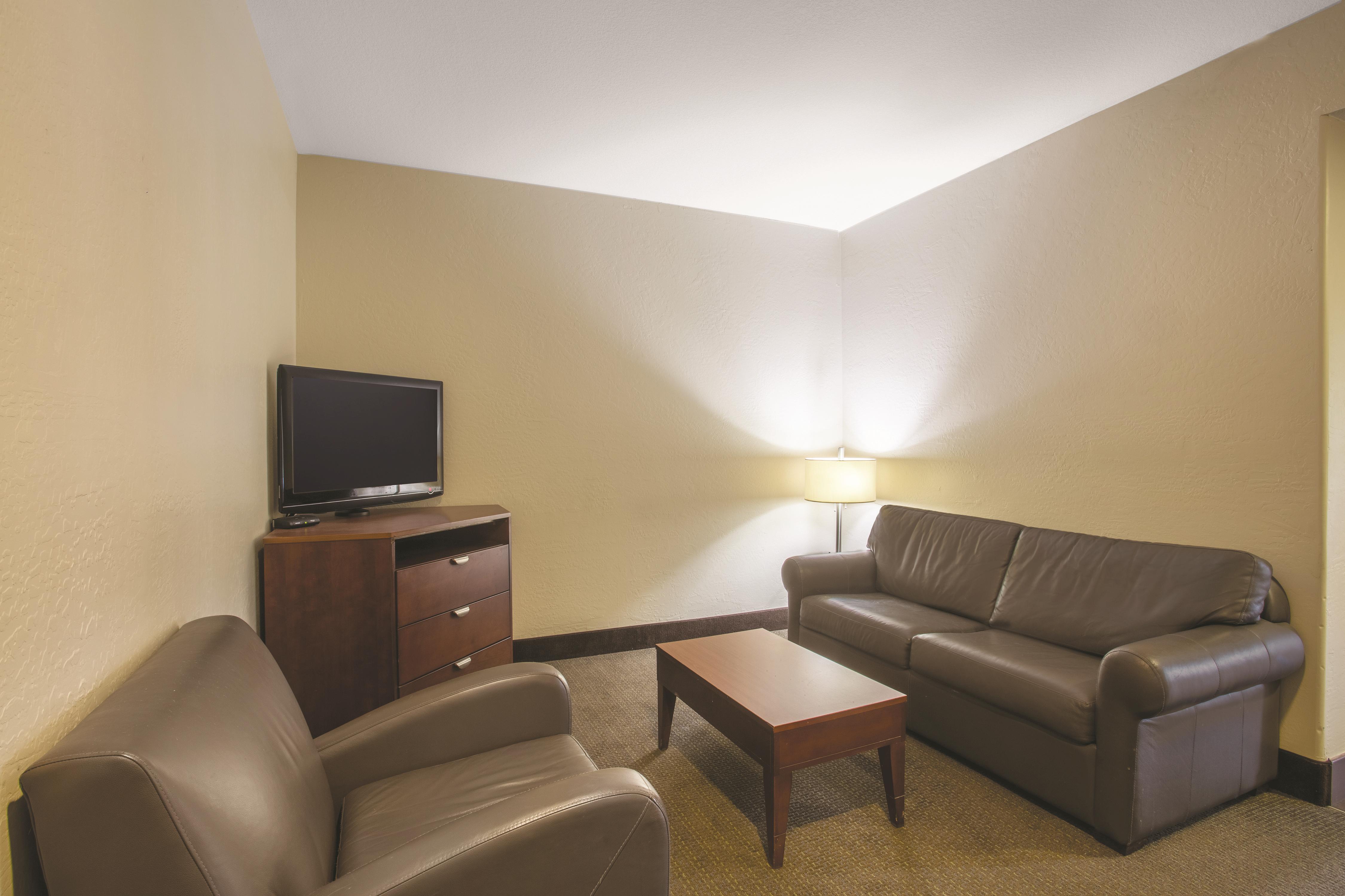 La Quinta Inn & Suites by Wyndham Conference Center Prescott | Prescott ...