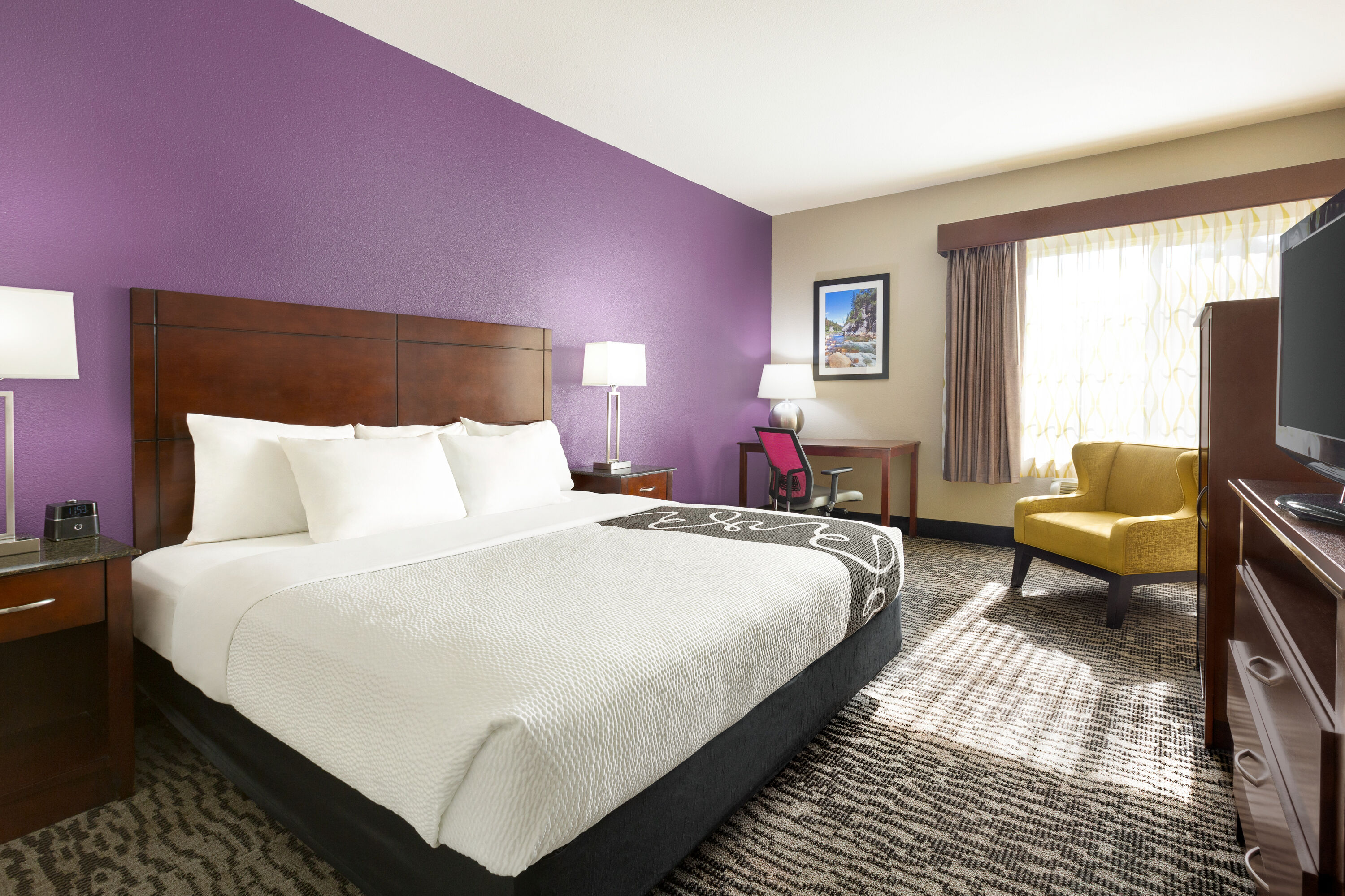 La Quinta Inn & Suites by Wyndham Fresno Northwest | Fresno, CA Hotels