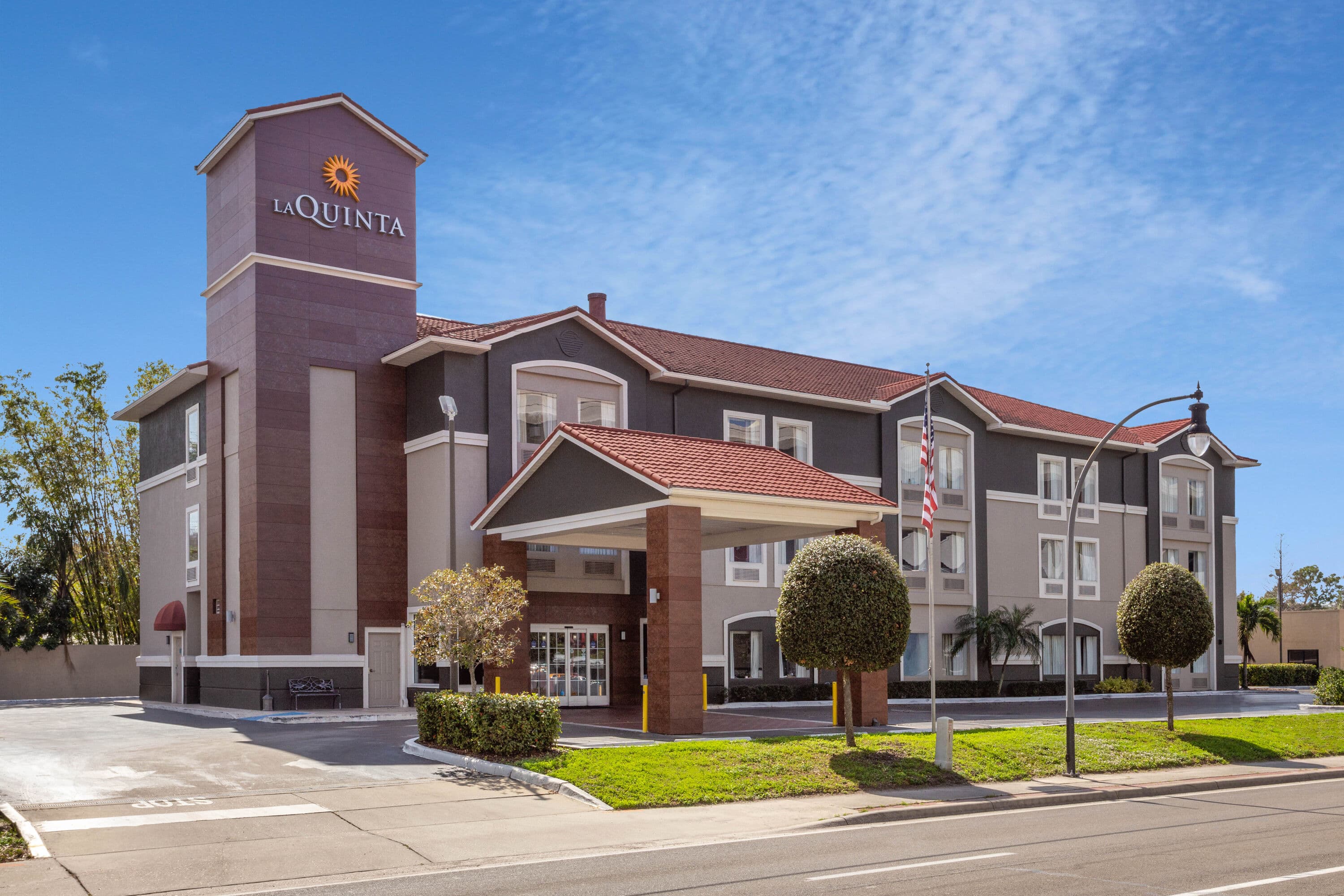 La Quinta Inn & Suites by Wyndham Tampa Bay Area-Tampa South | Tampa ...