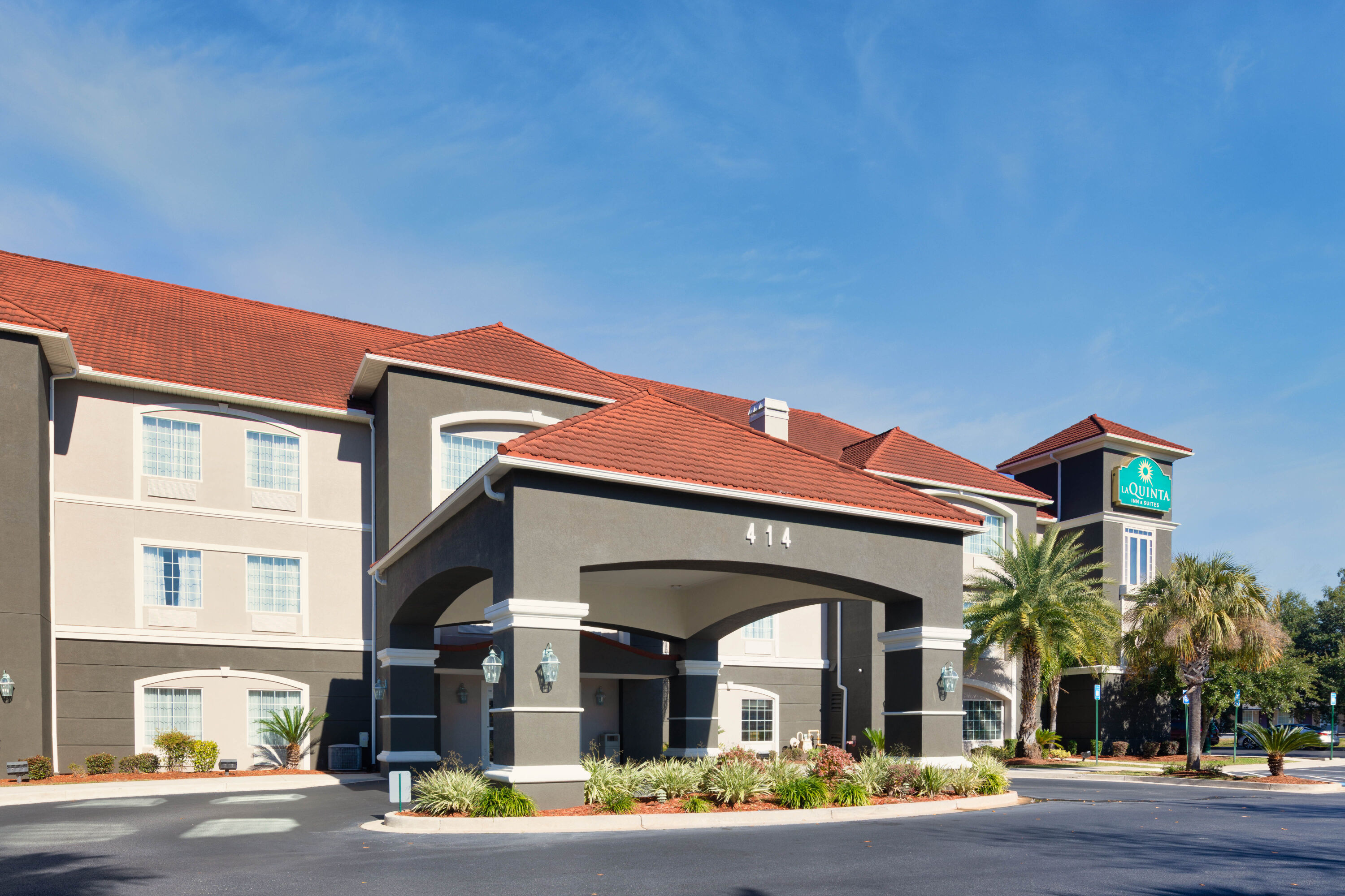 La Quinta Inn & Suites by Wyndham Savannah Airport - Pooler | Pooler ...