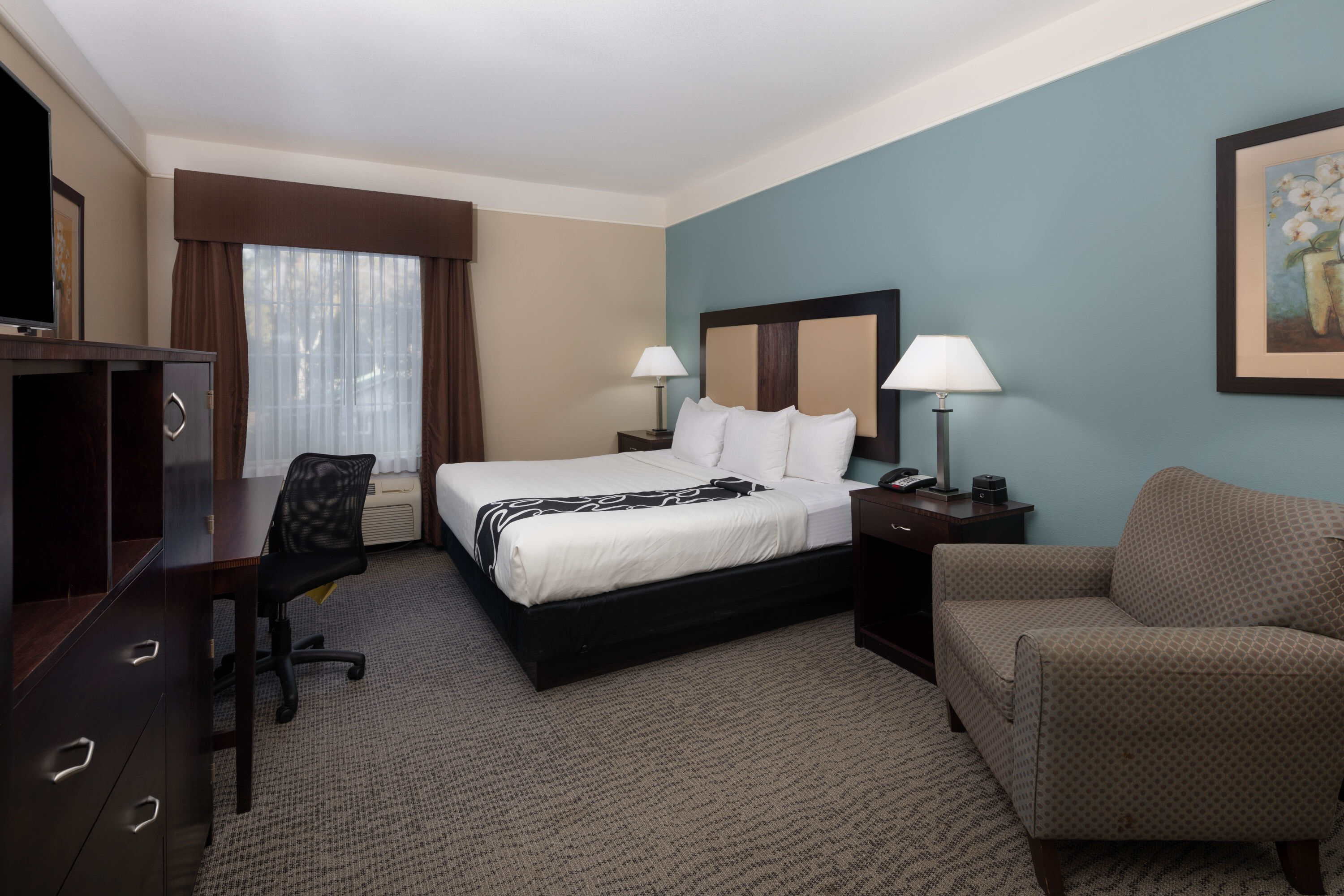 La Quinta Inn & Suites by Wyndham Savannah Airport - Pooler | Pooler ...