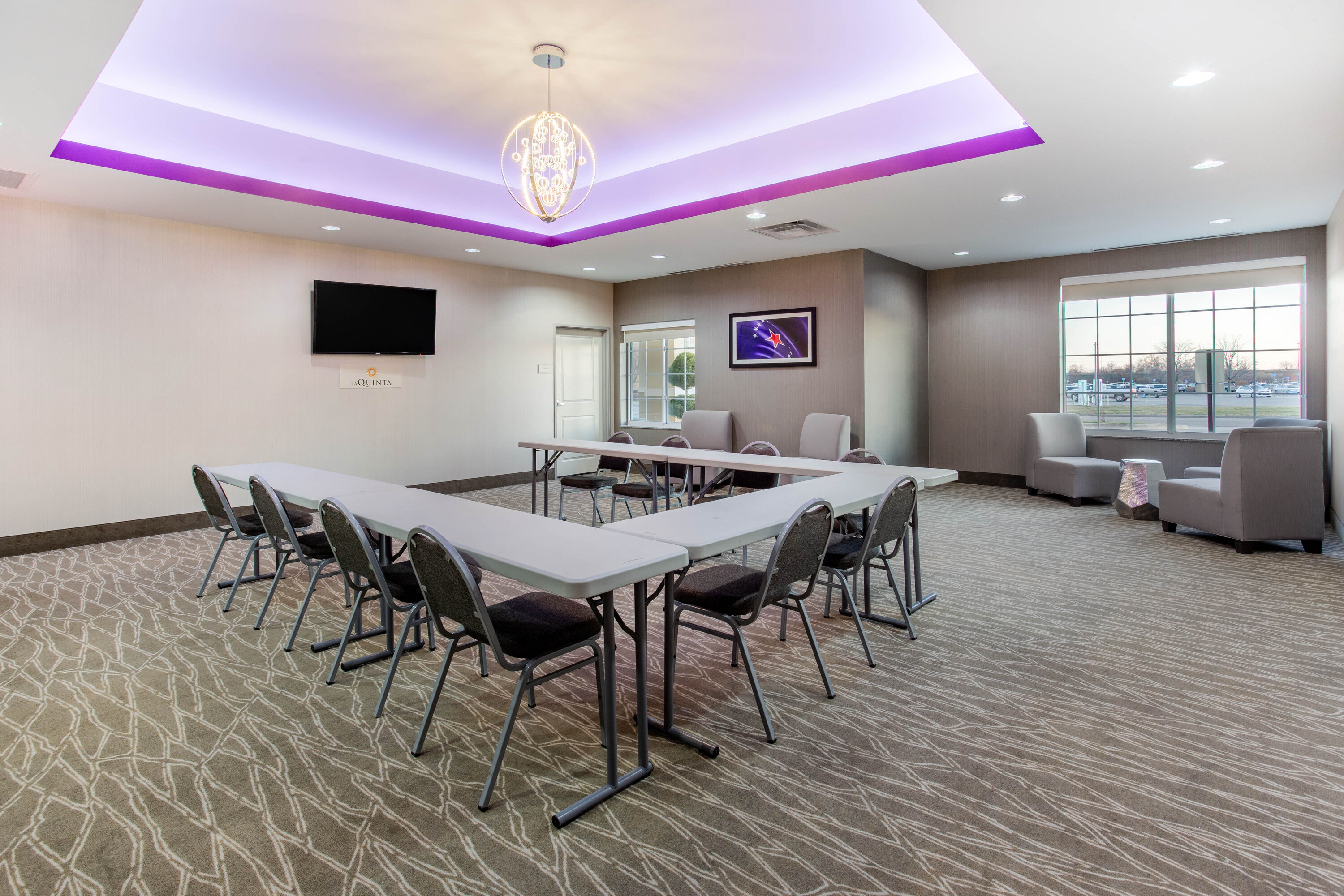 La Quinta Inn & Suites by Wyndham Springfield IL | Springfield, IL Hotels