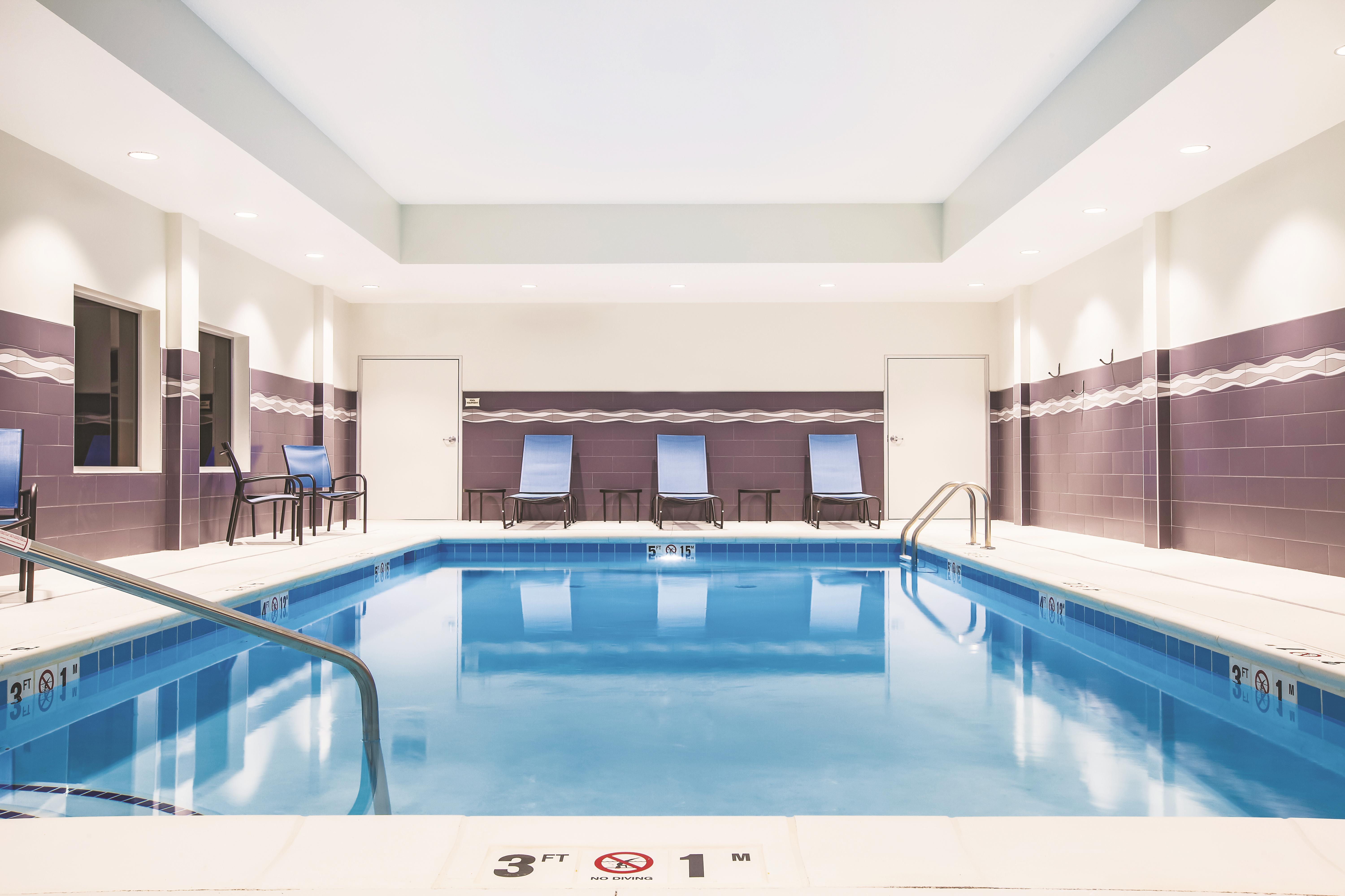 La Quinta Inn & Suites by Wyndham Wichita Northeast | Wichita, KS Hotels