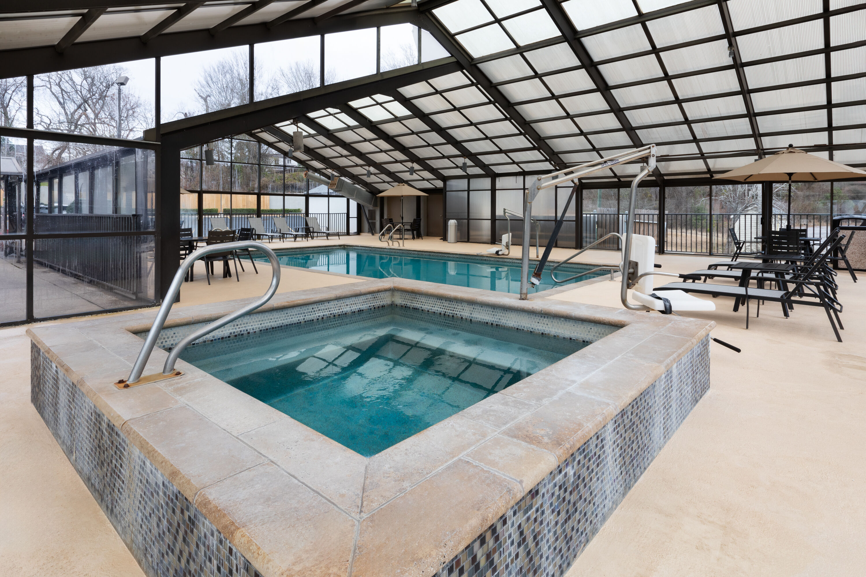 La Quinta Inn & Suites by Wyndham Meridian | Meridian, MS Hotels