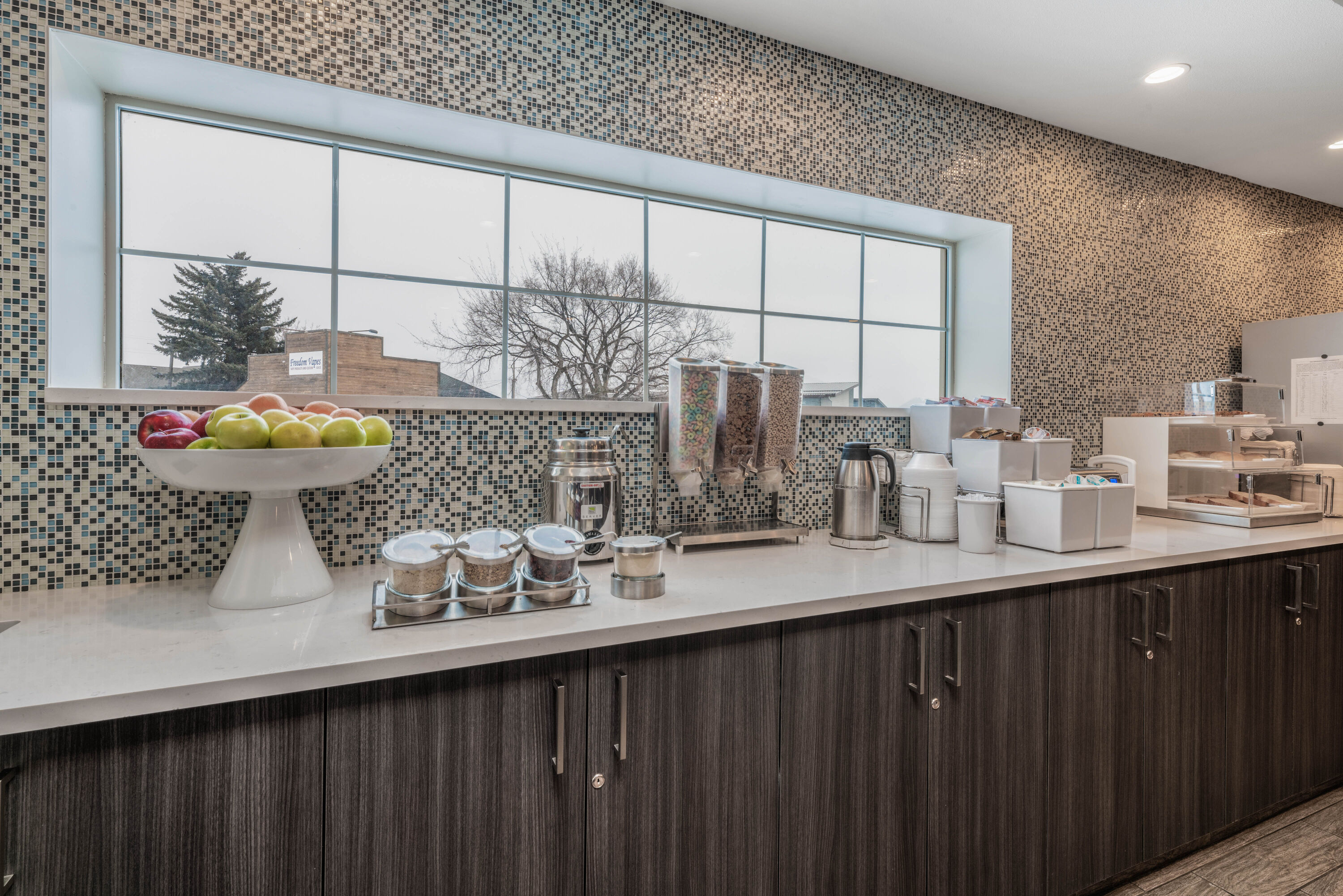 La Quinta Inn & Suites by Wyndham Bozeman | Bozeman, MT Hotels