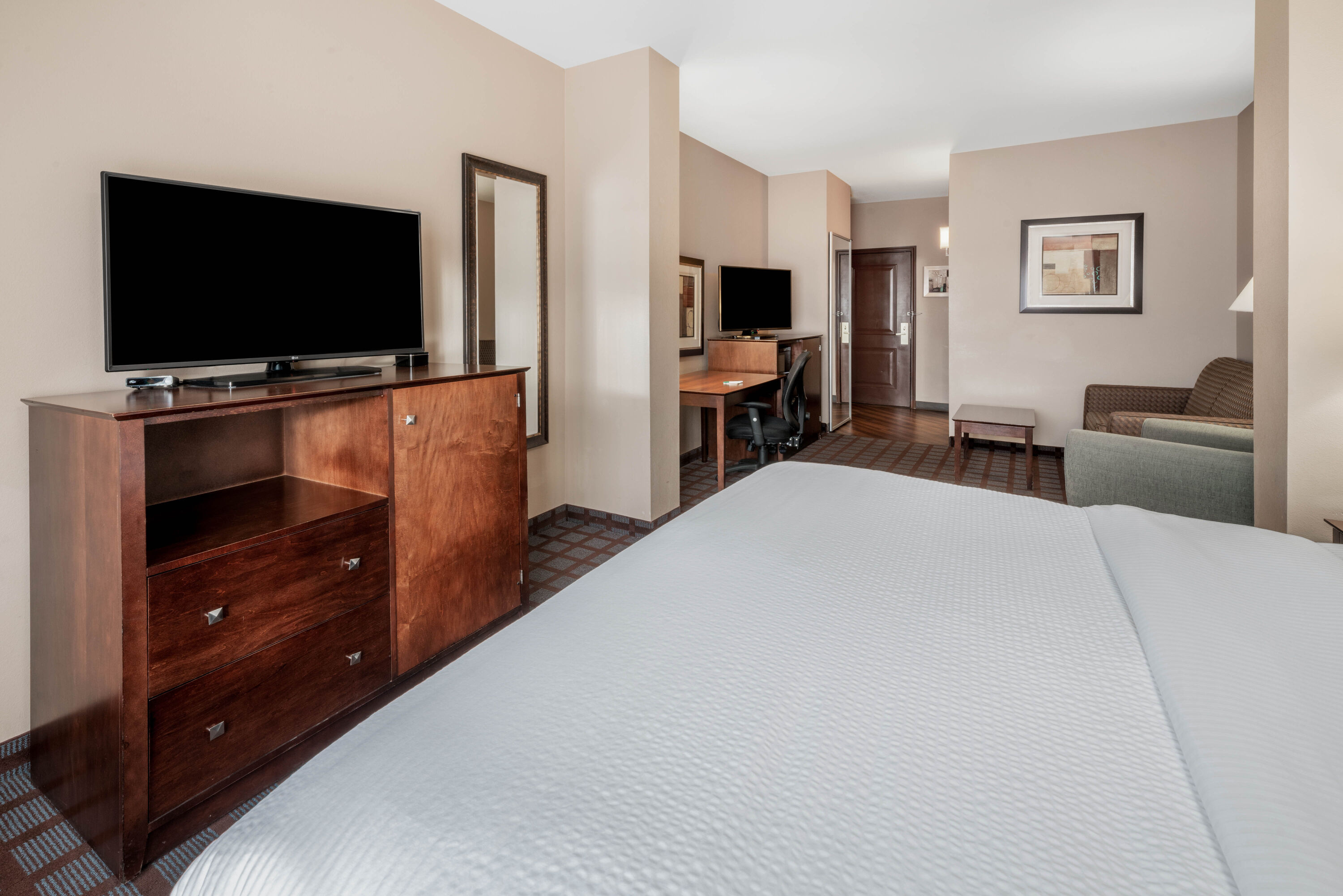 La Quinta Inn & Suites by Wyndham Bozeman | Bozeman, MT Hotels