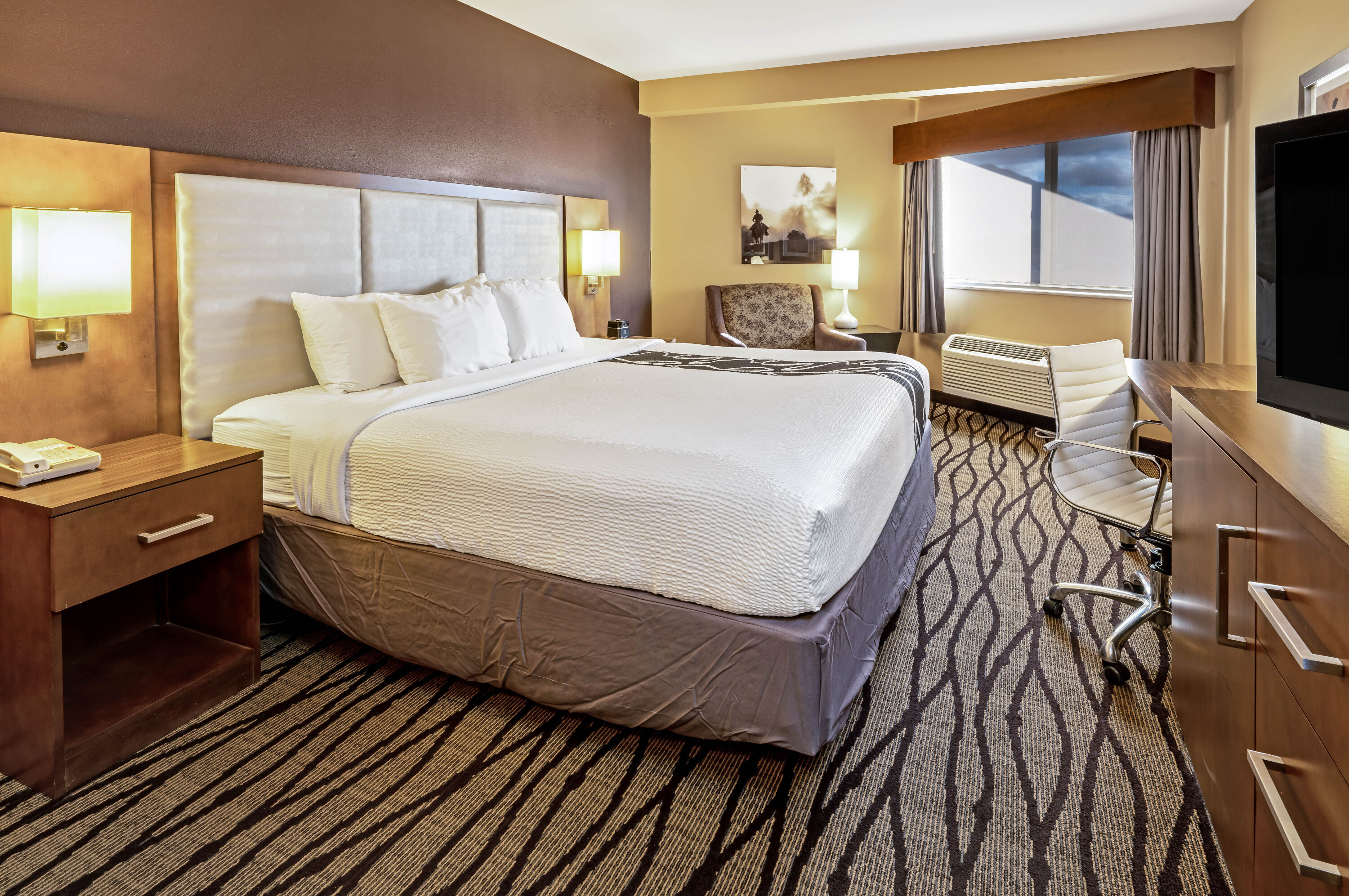 La Quinta Inn & Suites by Wyndham Butte | Butte, MT Hotels