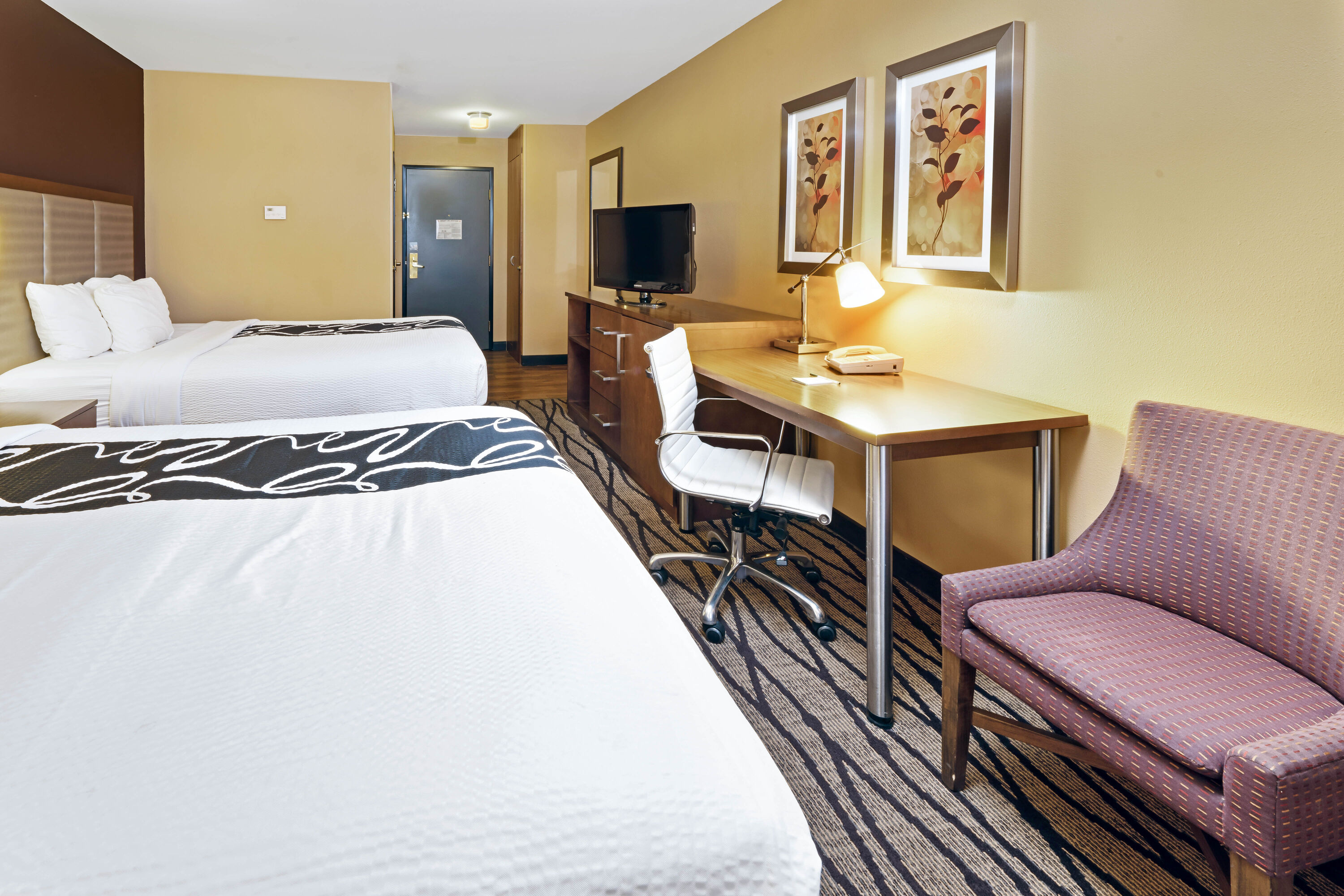 La Quinta Inn & Suites by Wyndham Butte | Butte, MT Hotels