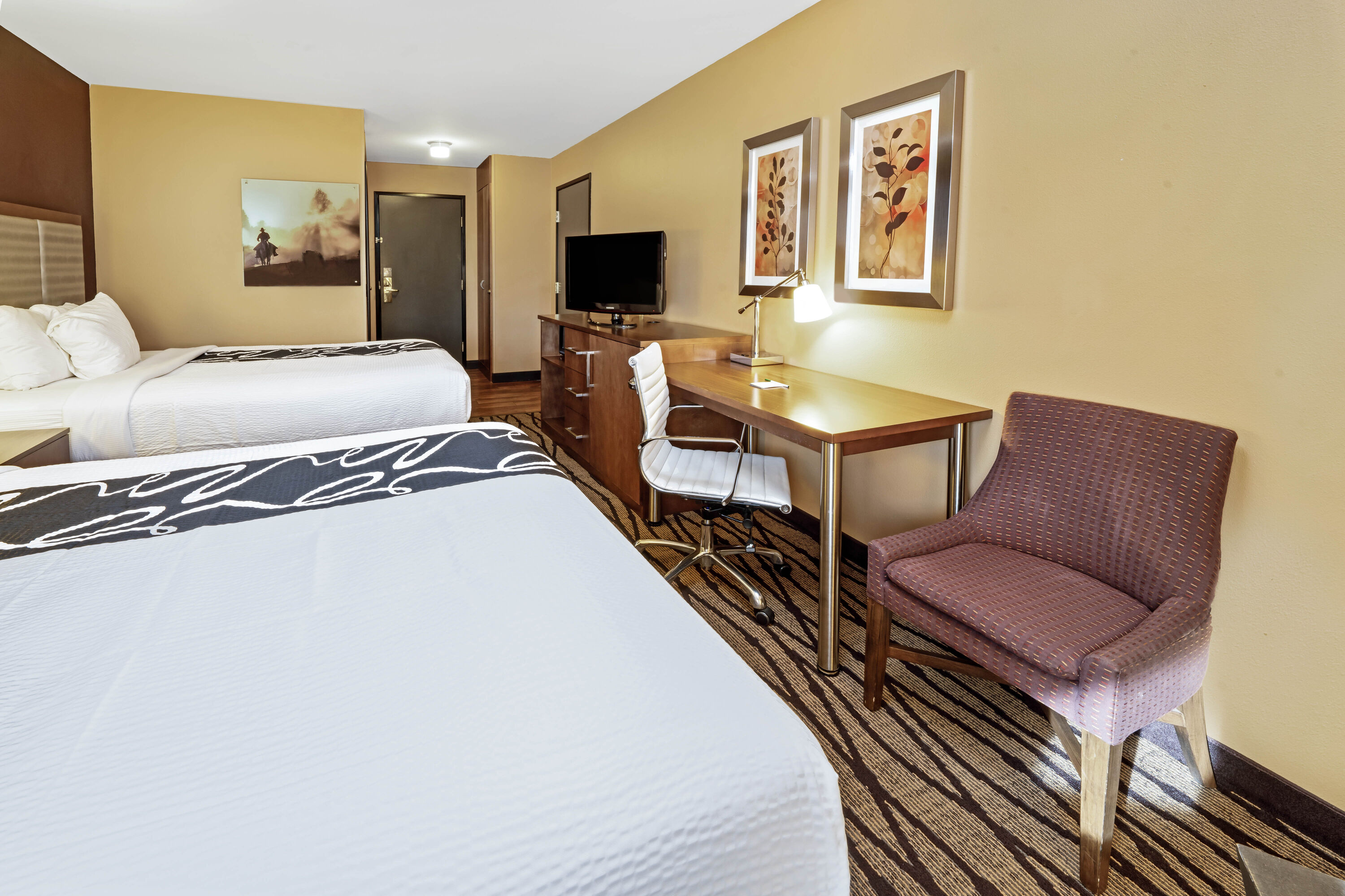 La Quinta Inn & Suites by Wyndham Butte | Butte, MT Hotels