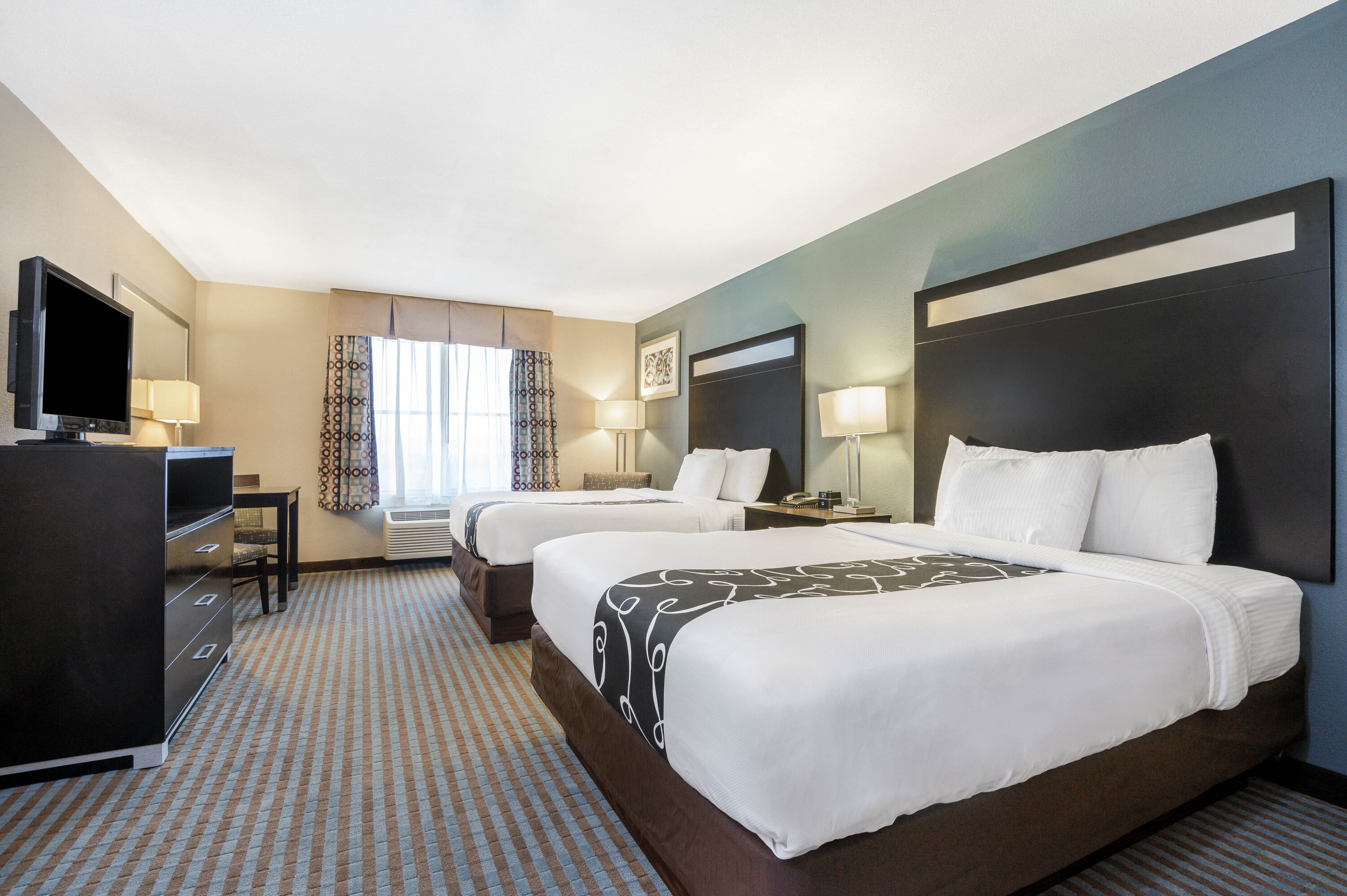 La Quinta Inn & Suites by Wyndham Glendive | Glendive, MT Hotels