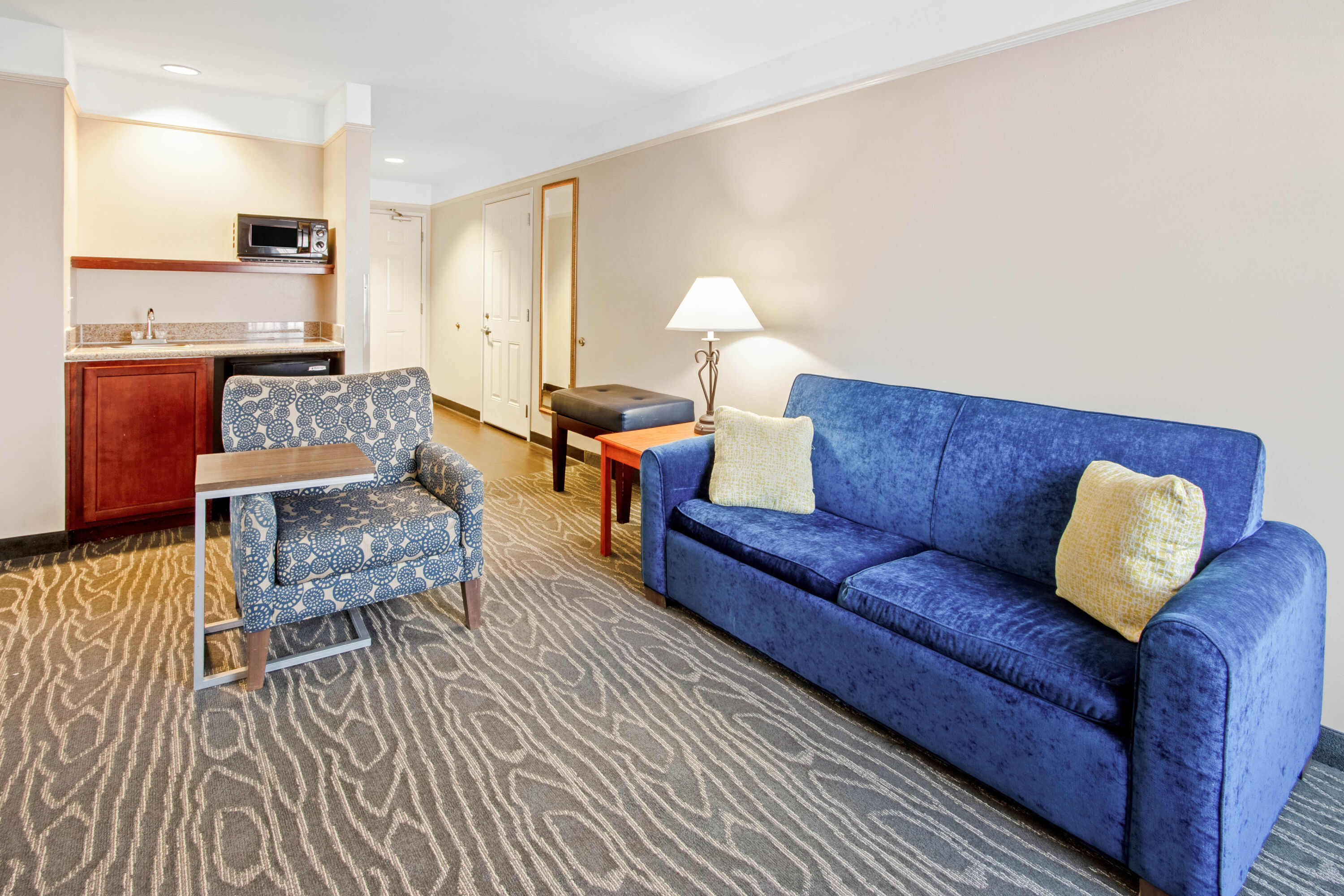 La Quinta Inn & Suites by Wyndham Ruidoso Downs | Ruidoso Downs, NM Hotels