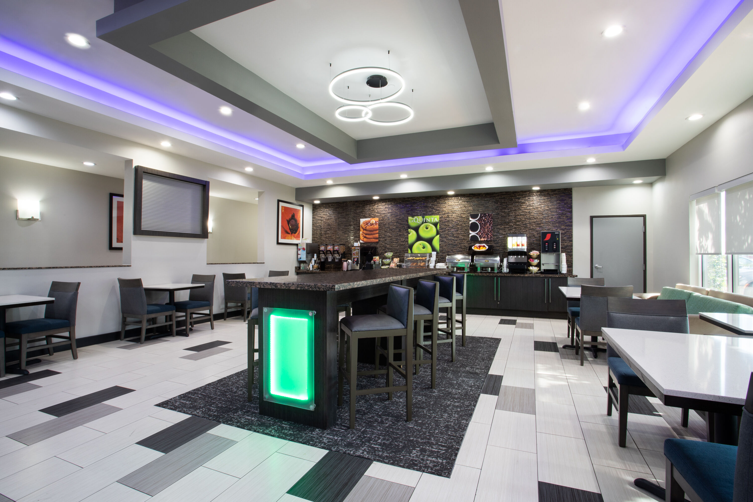 La Quinta Inn & Suites by Wyndham Muskogee | Muskogee, OK Hotels