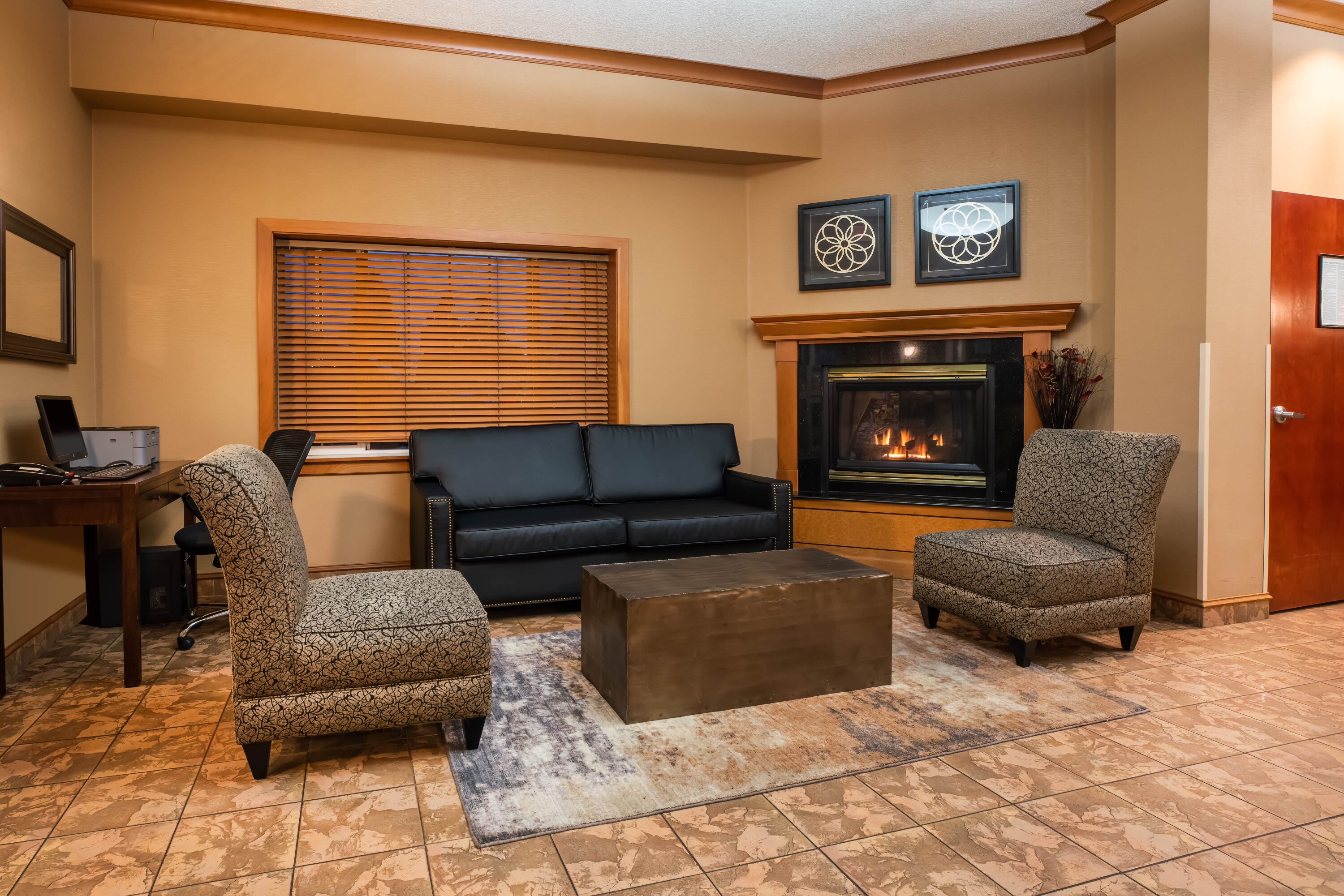 La Quinta Inn & Suites by Wyndham Portland Airport | Portland, OR Hotels
