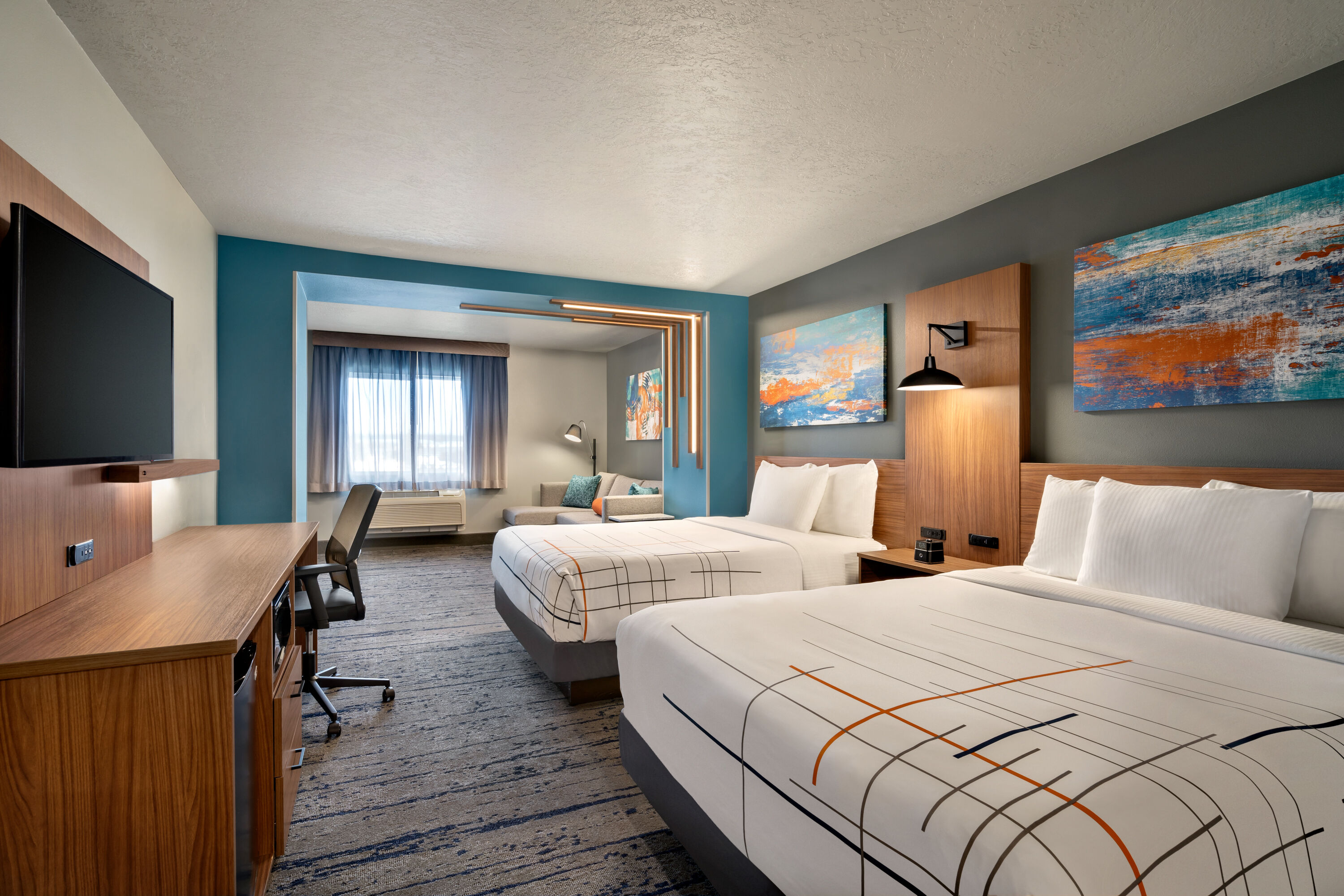 La Quinta Inn & Suites by Wyndham Springfield | Springfield, OR Hotels
