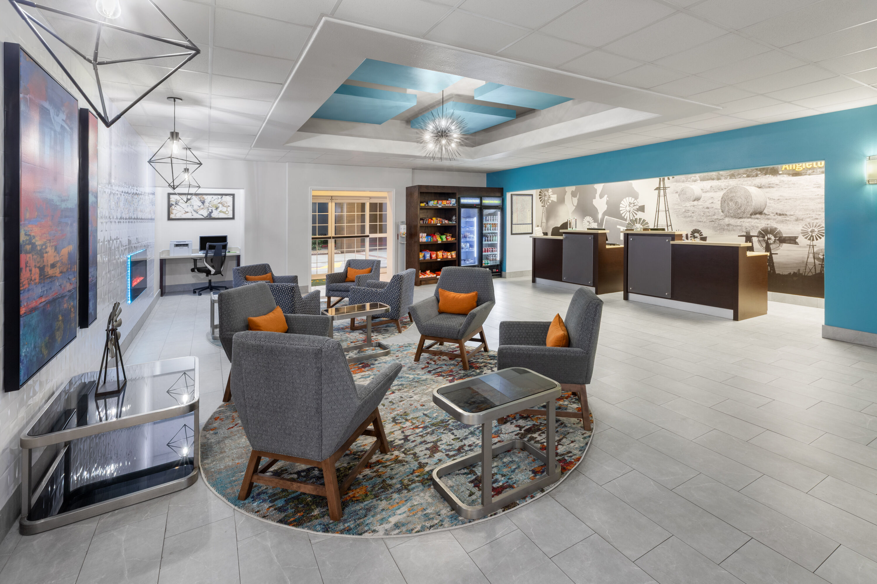 La Quinta Inn & Suites by Wyndham Angleton | Angleton, TX Hotels