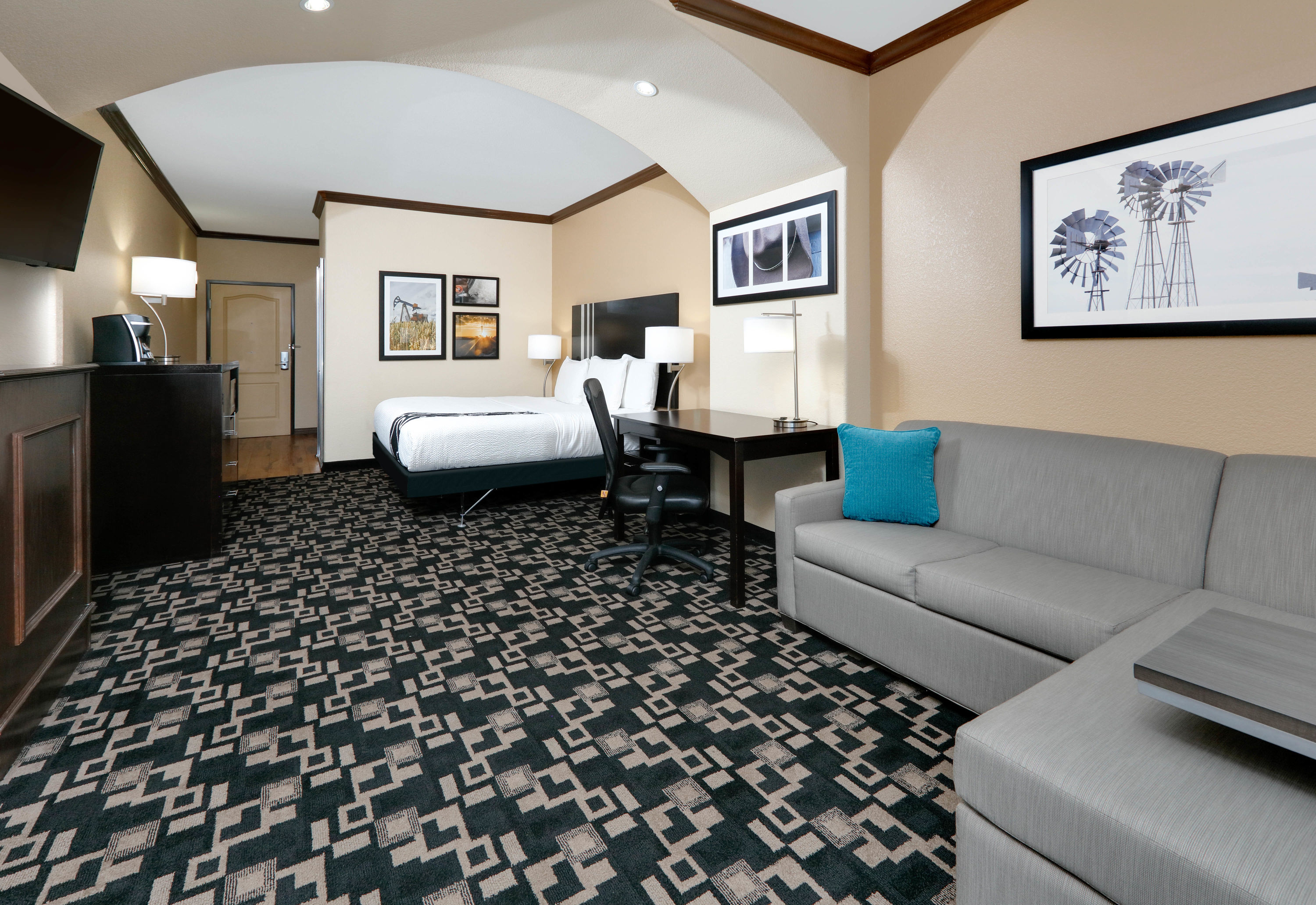 La Quinta Inn & Suites by Wyndham Big Spring | Big Spring, TX Hotels