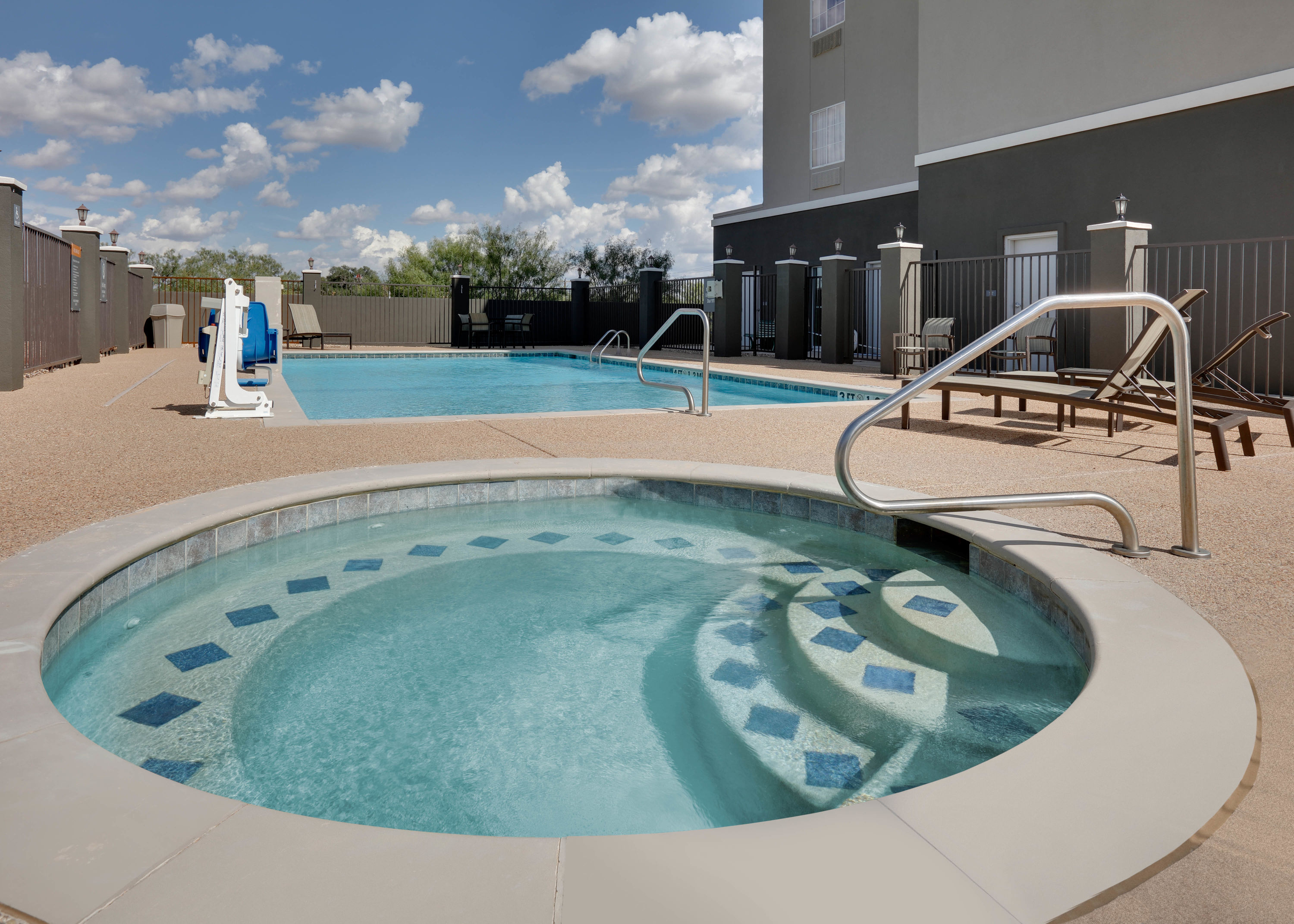 La Quinta Inn & Suites by Wyndham Big Spring | Big Spring, TX Hotels