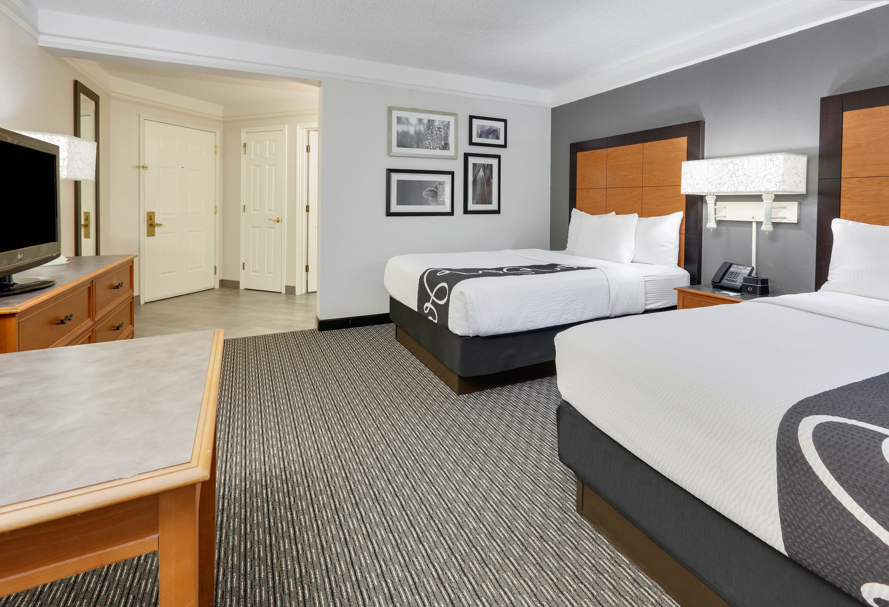 La Quinta Inn & Suites by Wyndham Dallas - Addison Galleria | Dallas ...