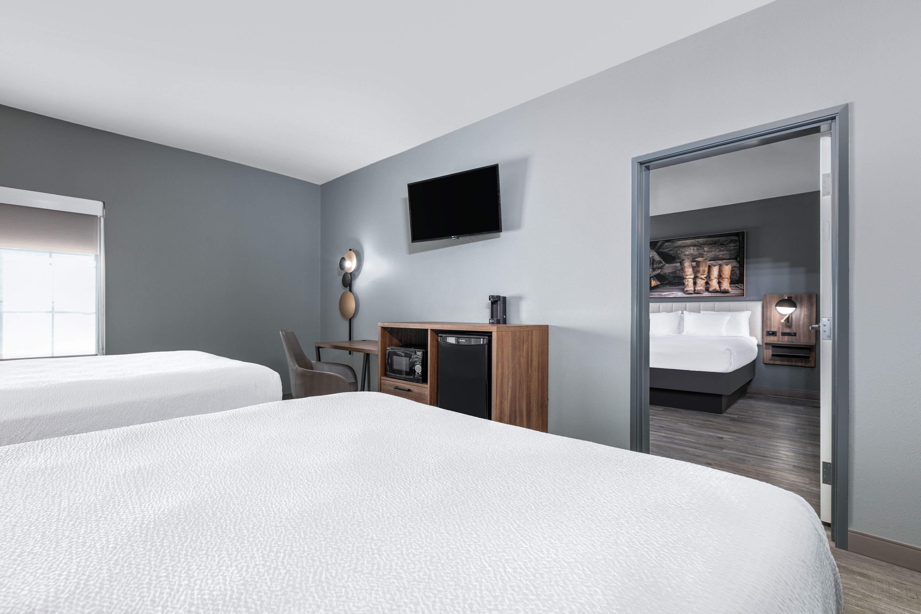 La Quinta Inn & Suites by Wyndham Decatur | Decatur, TX Hotels