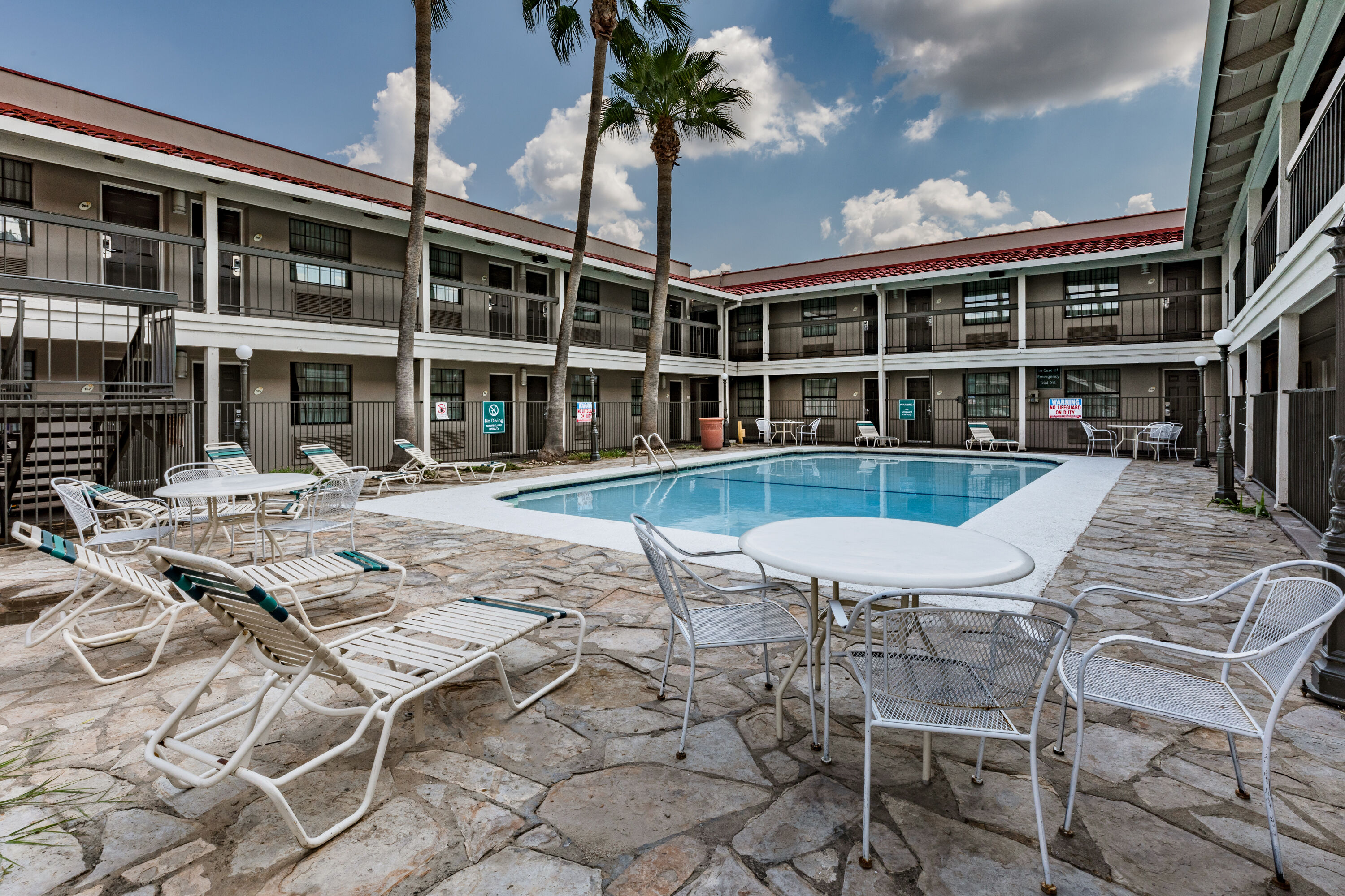 La Quinta Inn by Wyndham Laredo I-35 | Laredo, TX Hotels